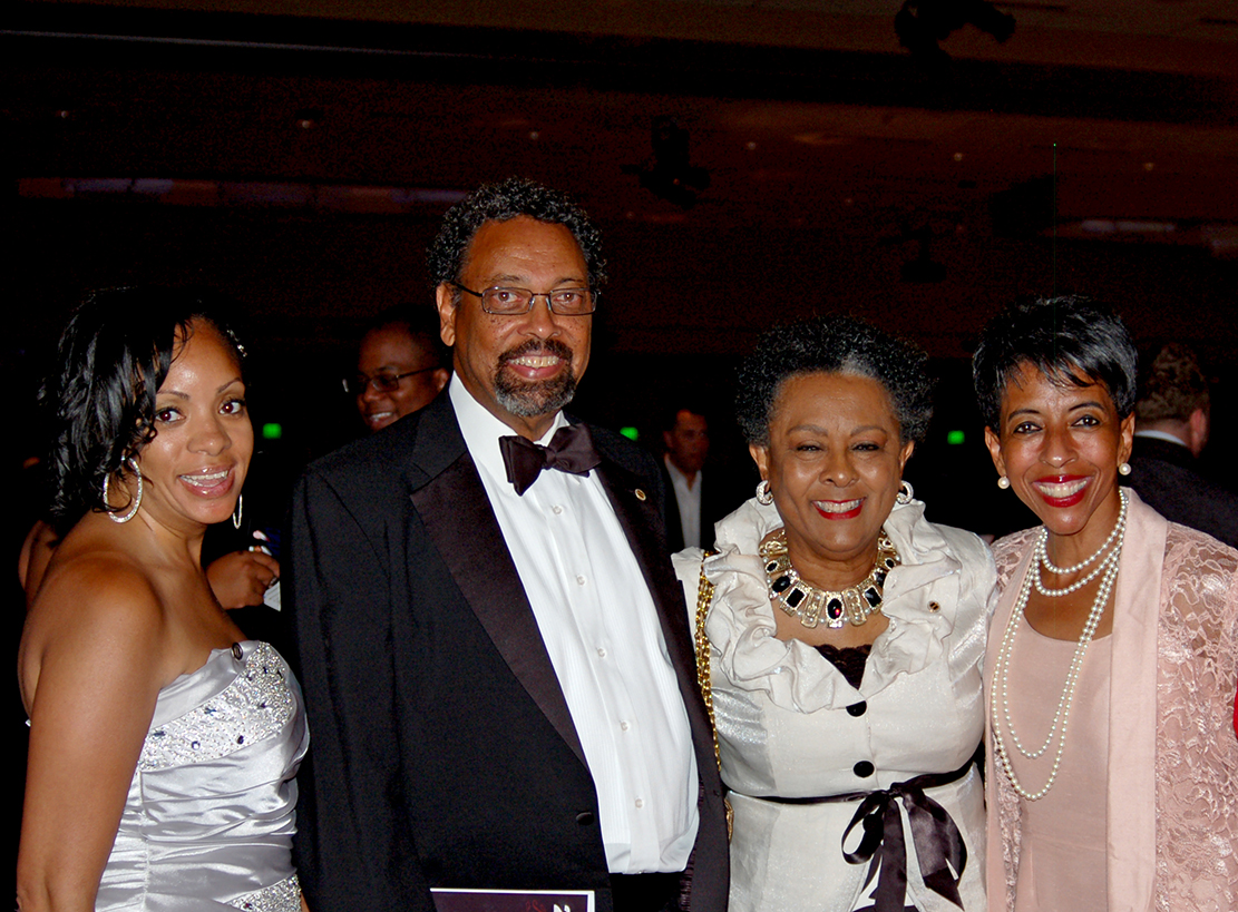 Alecia Peabody, Jerome and JoKatherine Holliman Page and Sharon ...