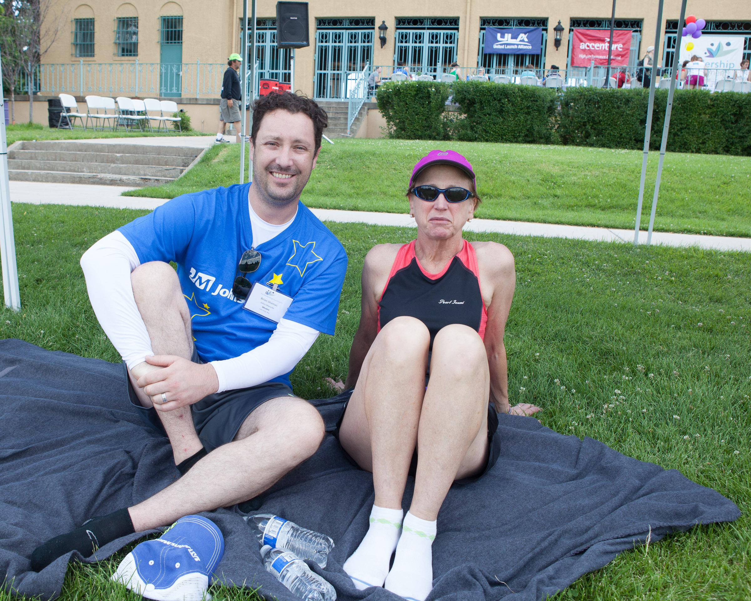 Brian Shamas and Debbie Whaley relax on their blankets, sponsored by IQ ...
