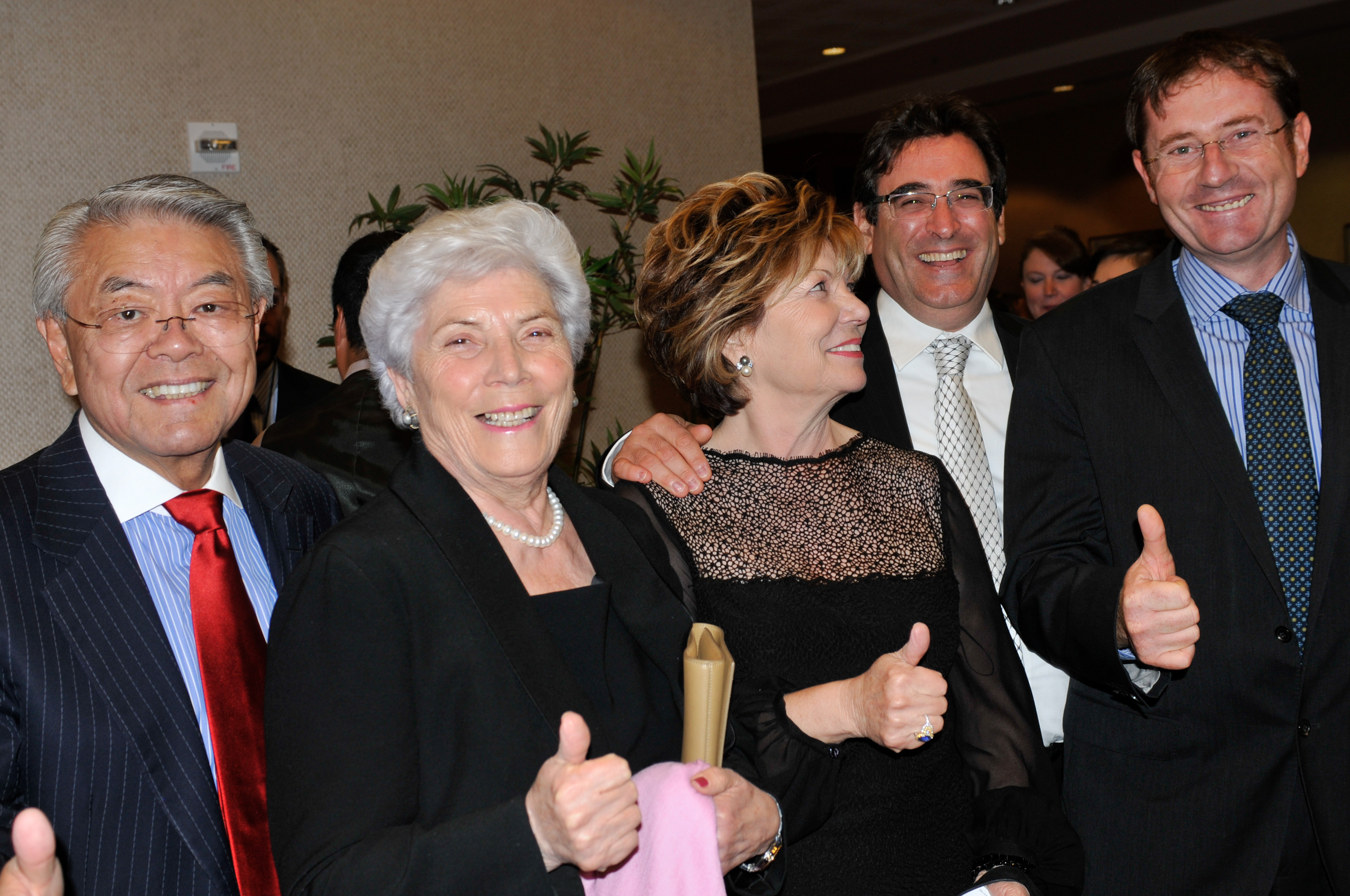 John Sie, left, Rosa Del Tufo, Anna Sie, Eduardo Tollerante and Roberto ...