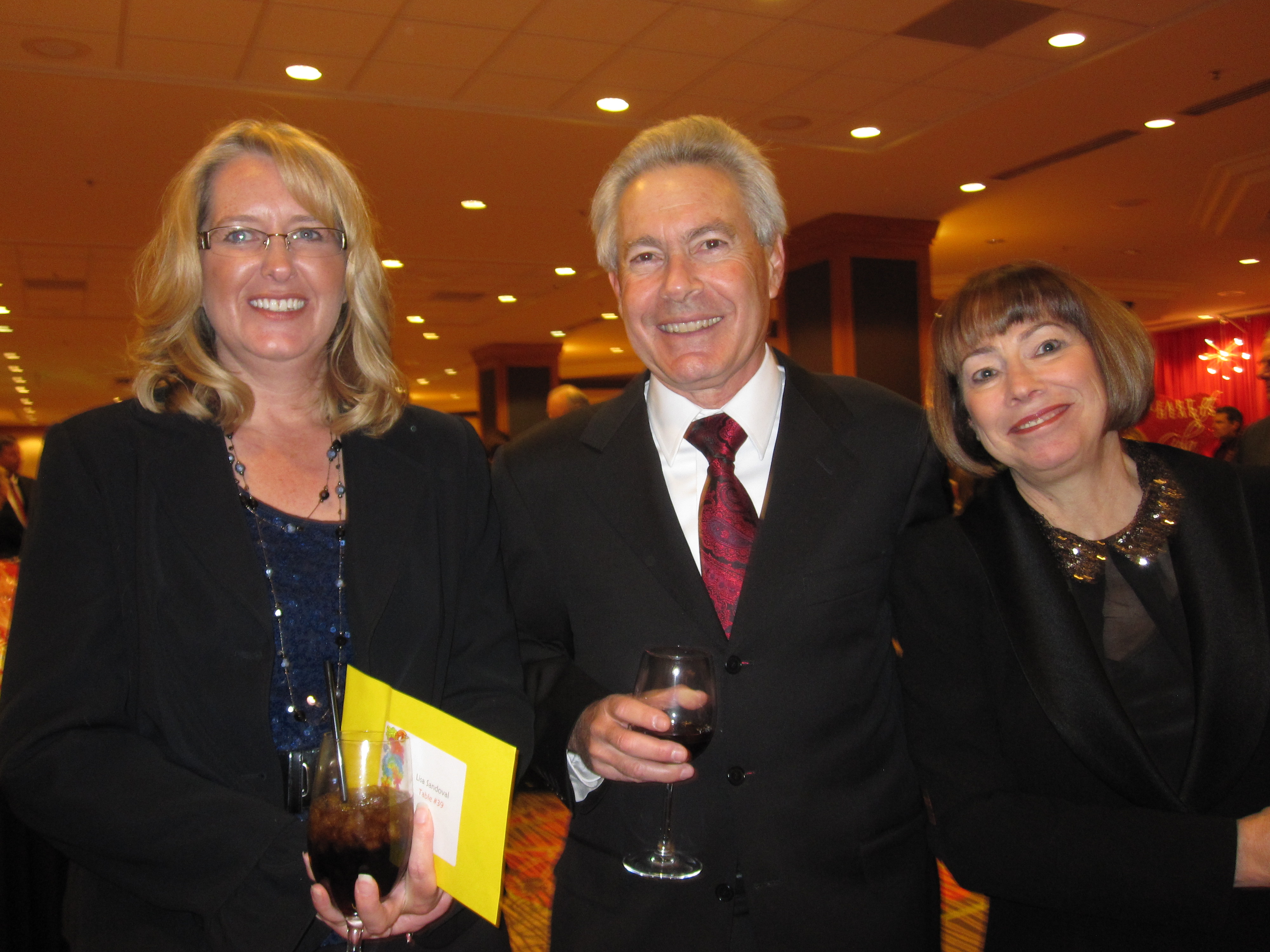 L to R: Lisa Sandoval, Jay & Mindy Rabinowitz