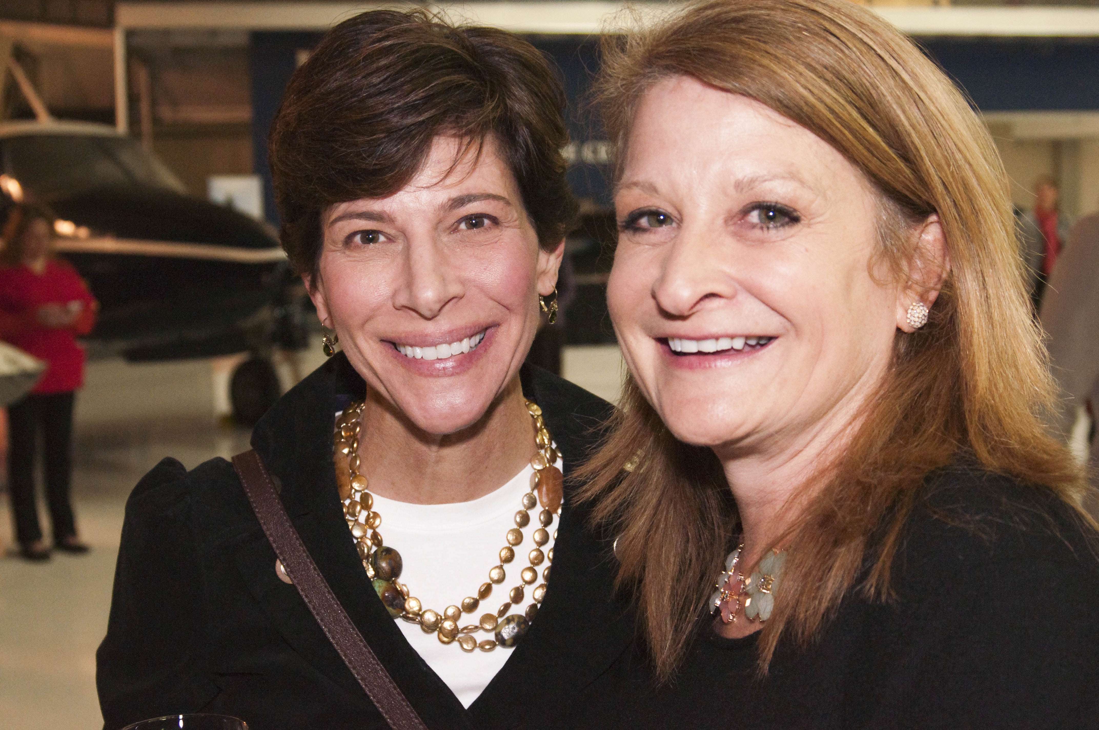 Lisa Bellamy, Sheri Slaymaker