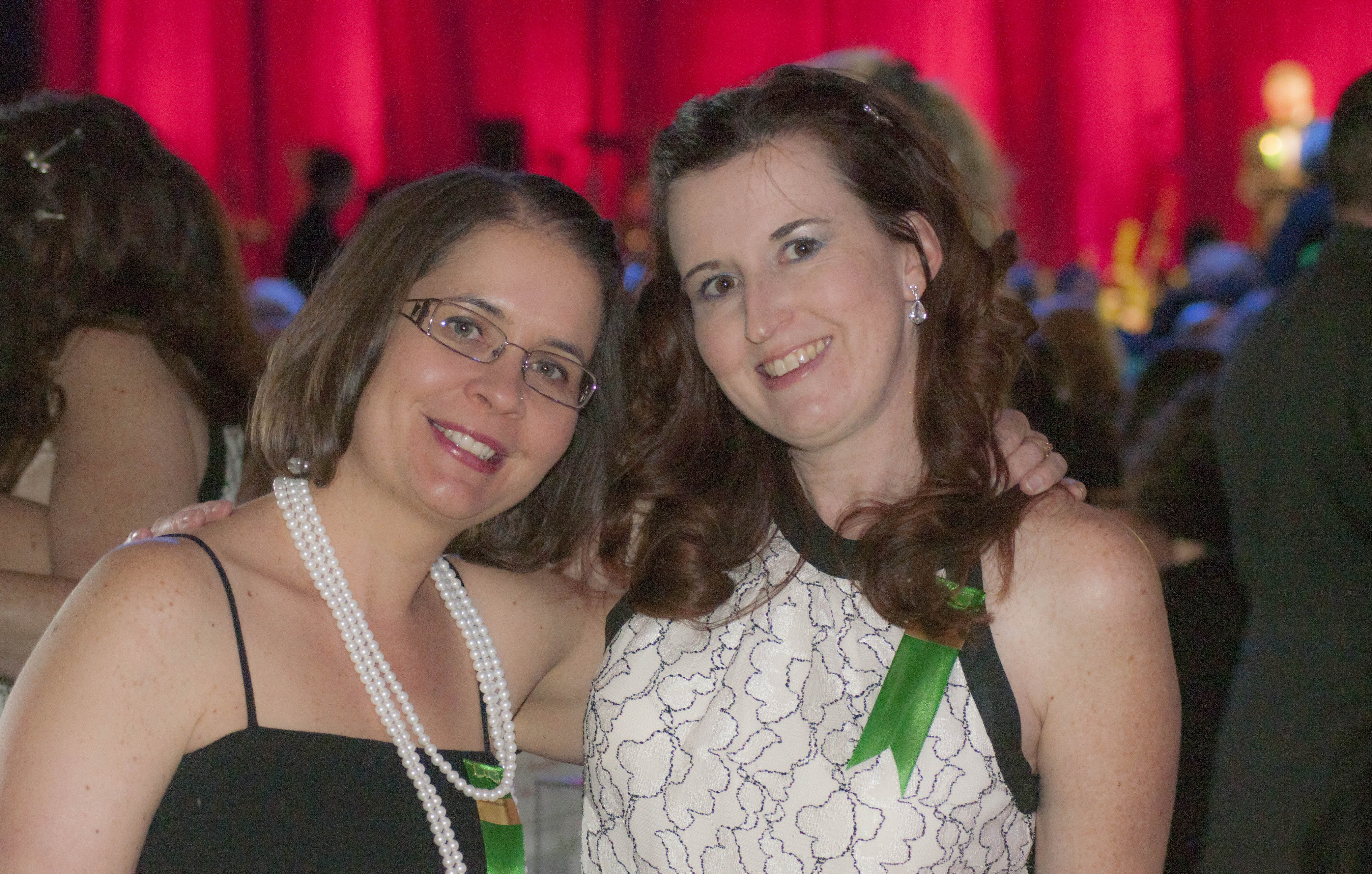 Suzanne Blette, Laura Larson