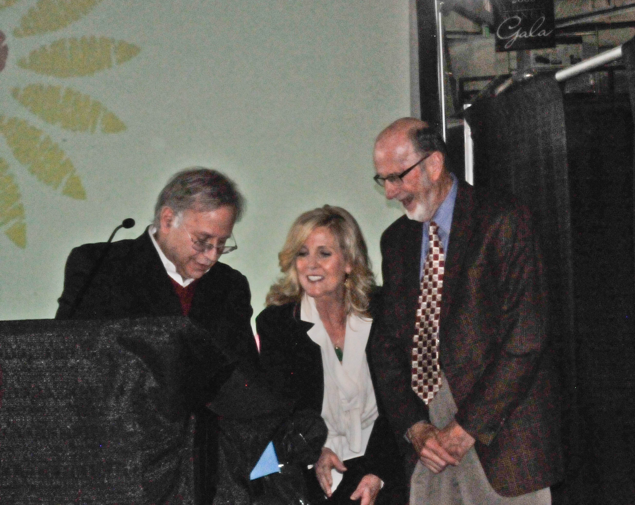 Dr. Michael Schaffer and Cyd Rodriguez present the Heart Who Cares ...