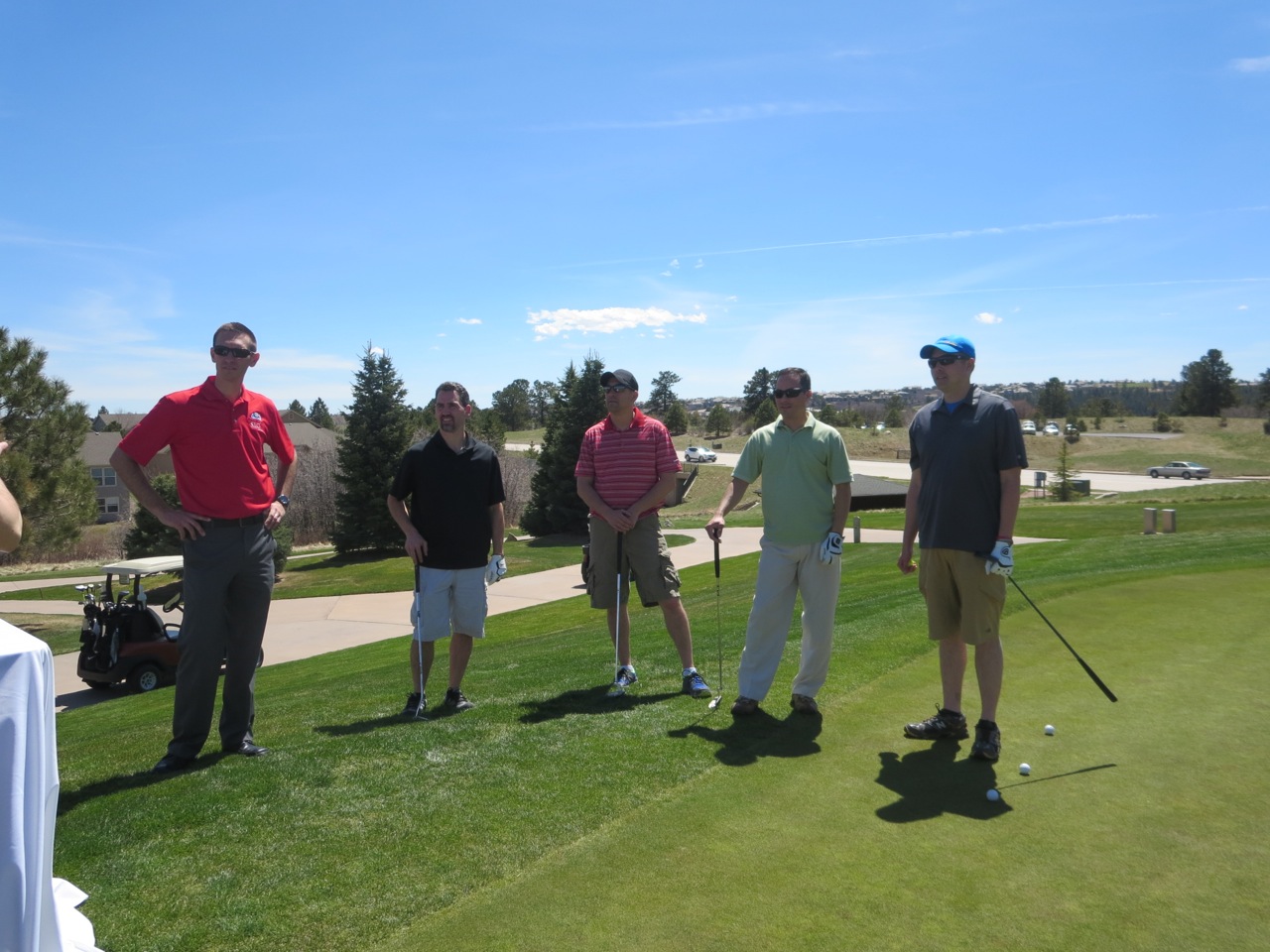 Participants in the putting contest