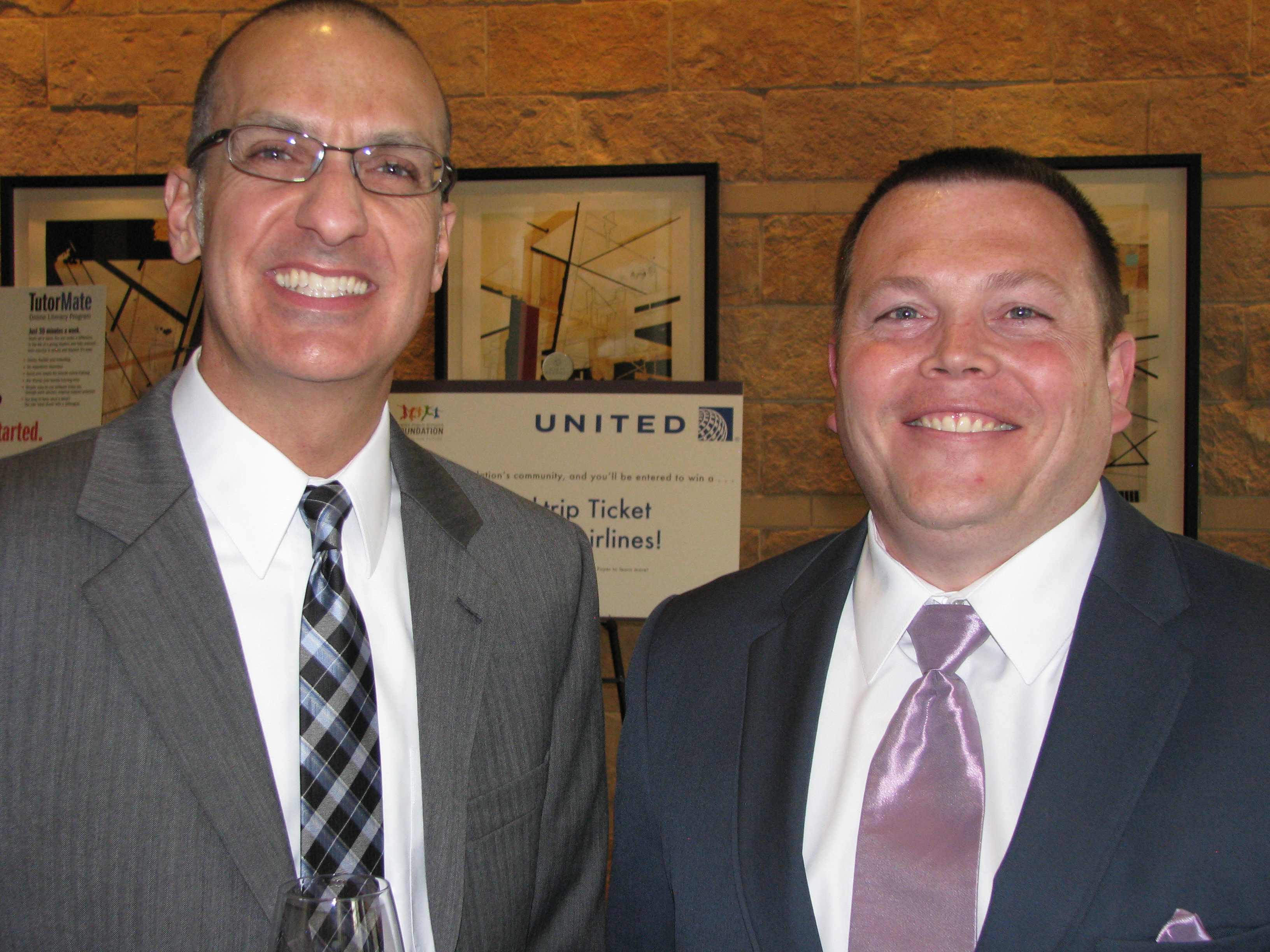 Doug Ferguson, left, catches up with Marc Beacom