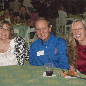 Janet Manos, Amy Metz