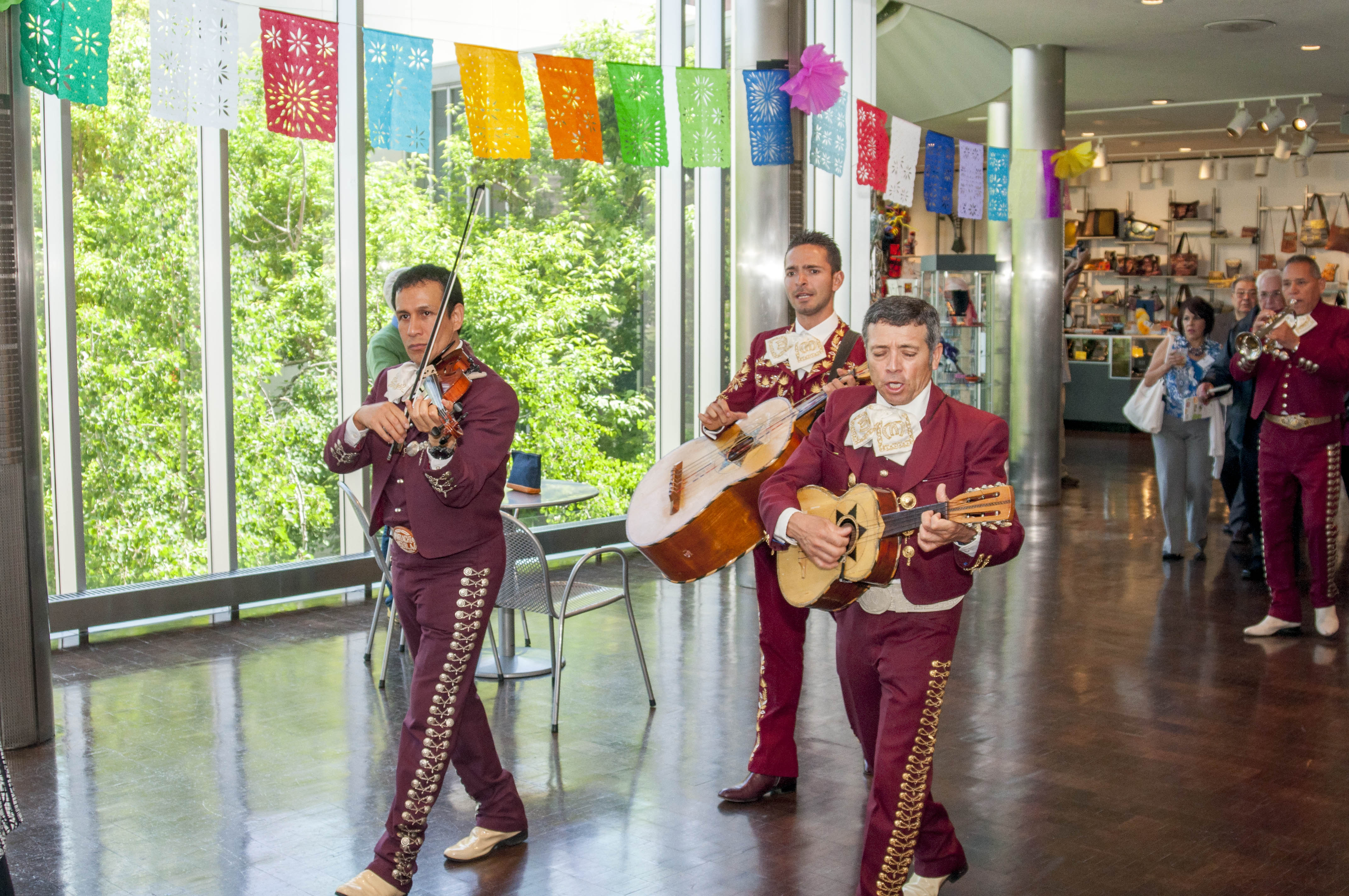 Strolling musicians from Mariachi Lupe Vargas