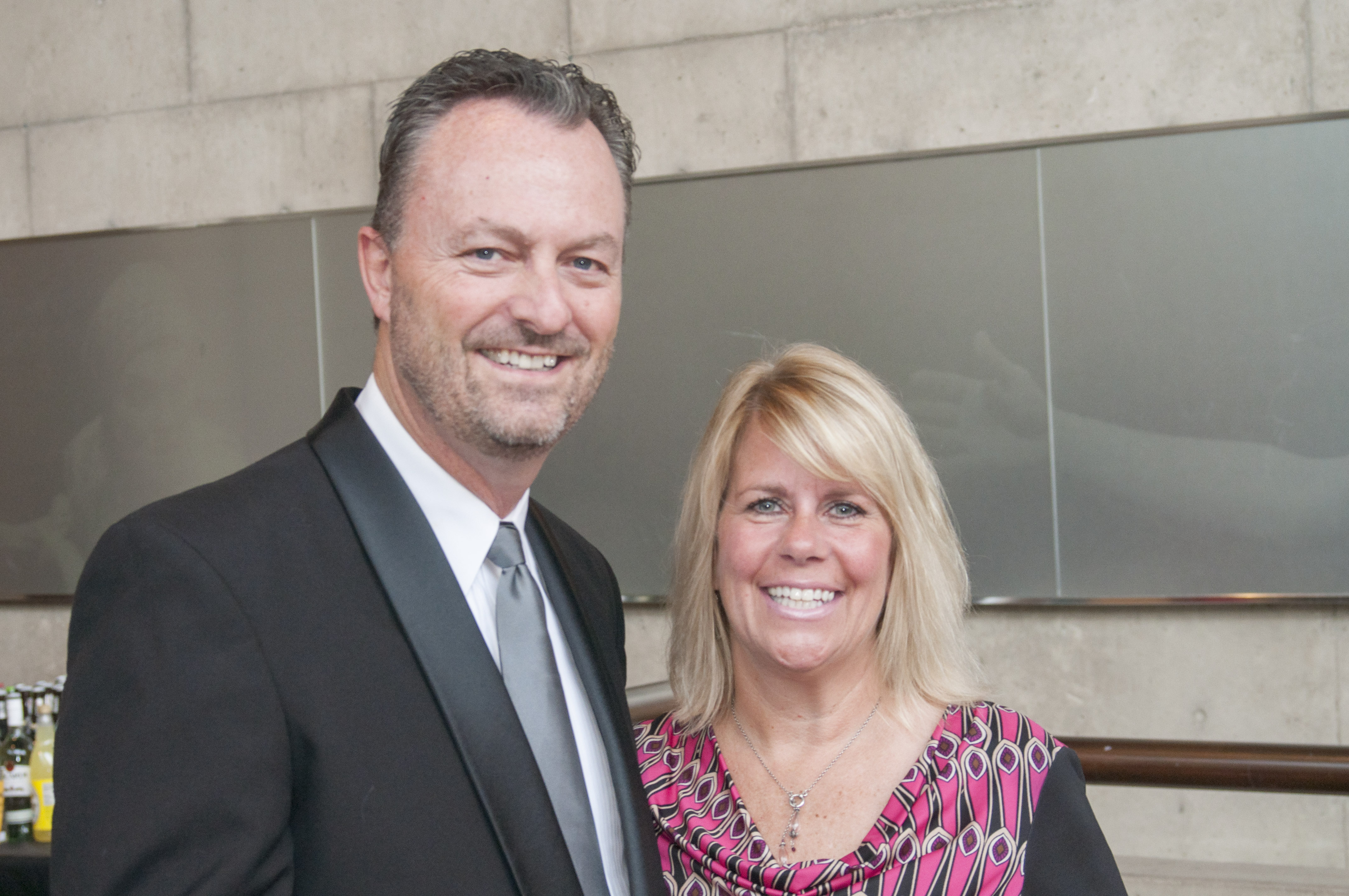 Jim Warner, Elizabeth Cisco