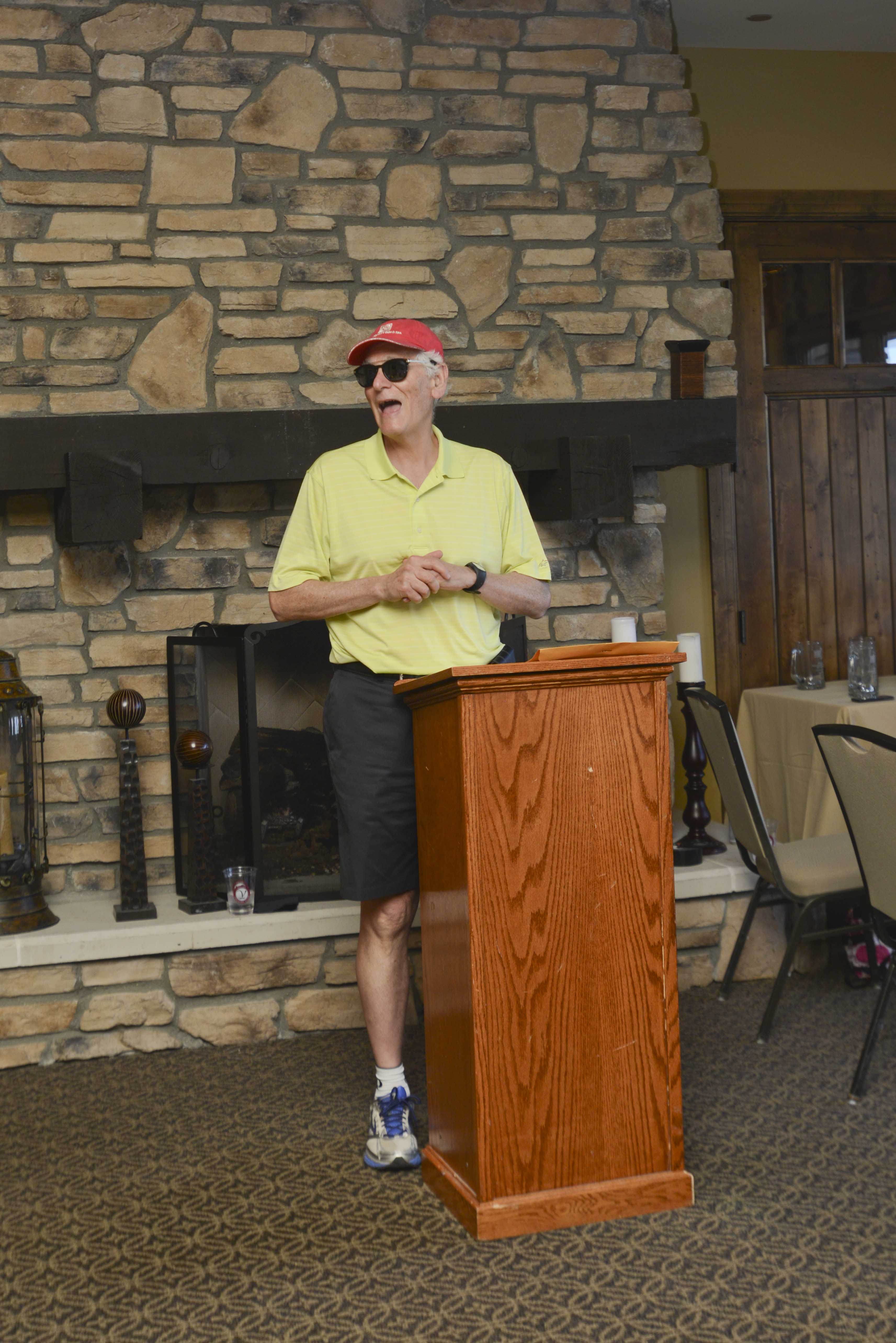 Dr. Steve Berman addresses the crowd