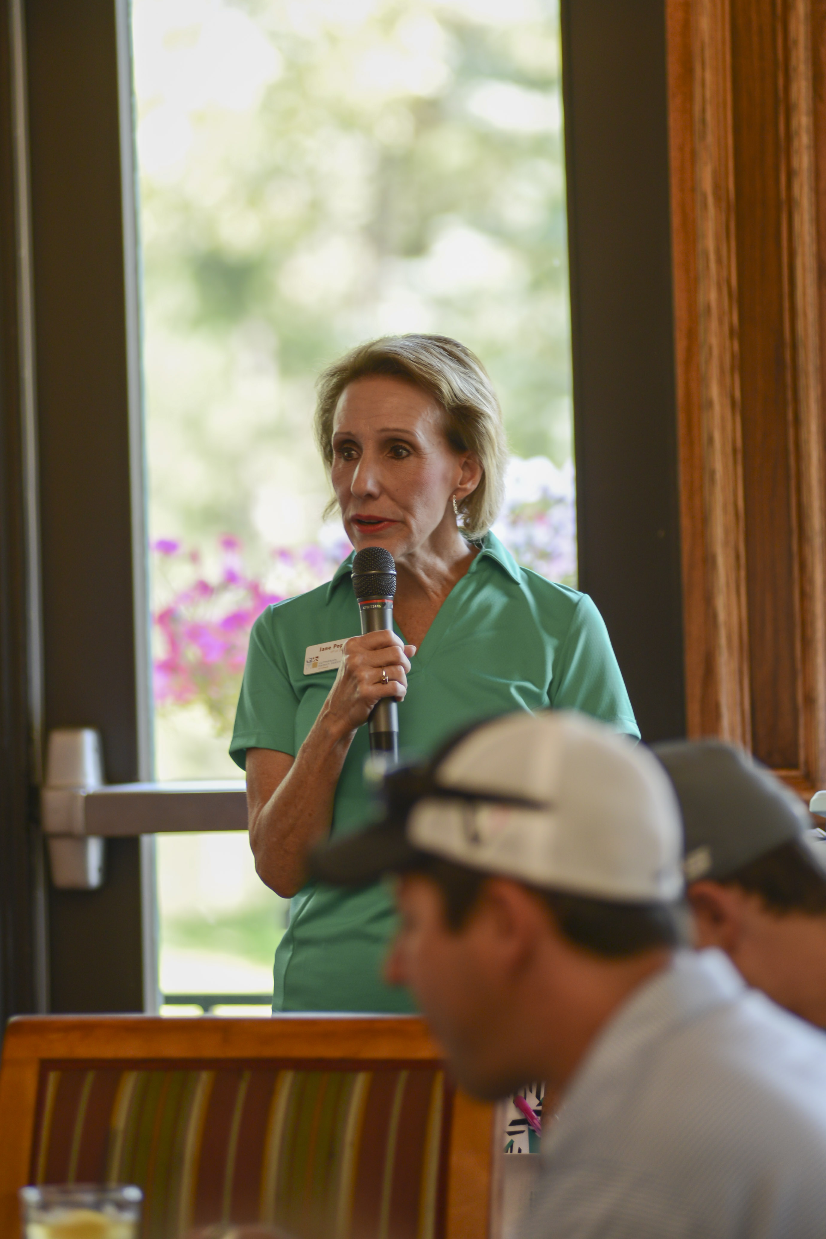 Jane Pope Meehan welcomes the golfers