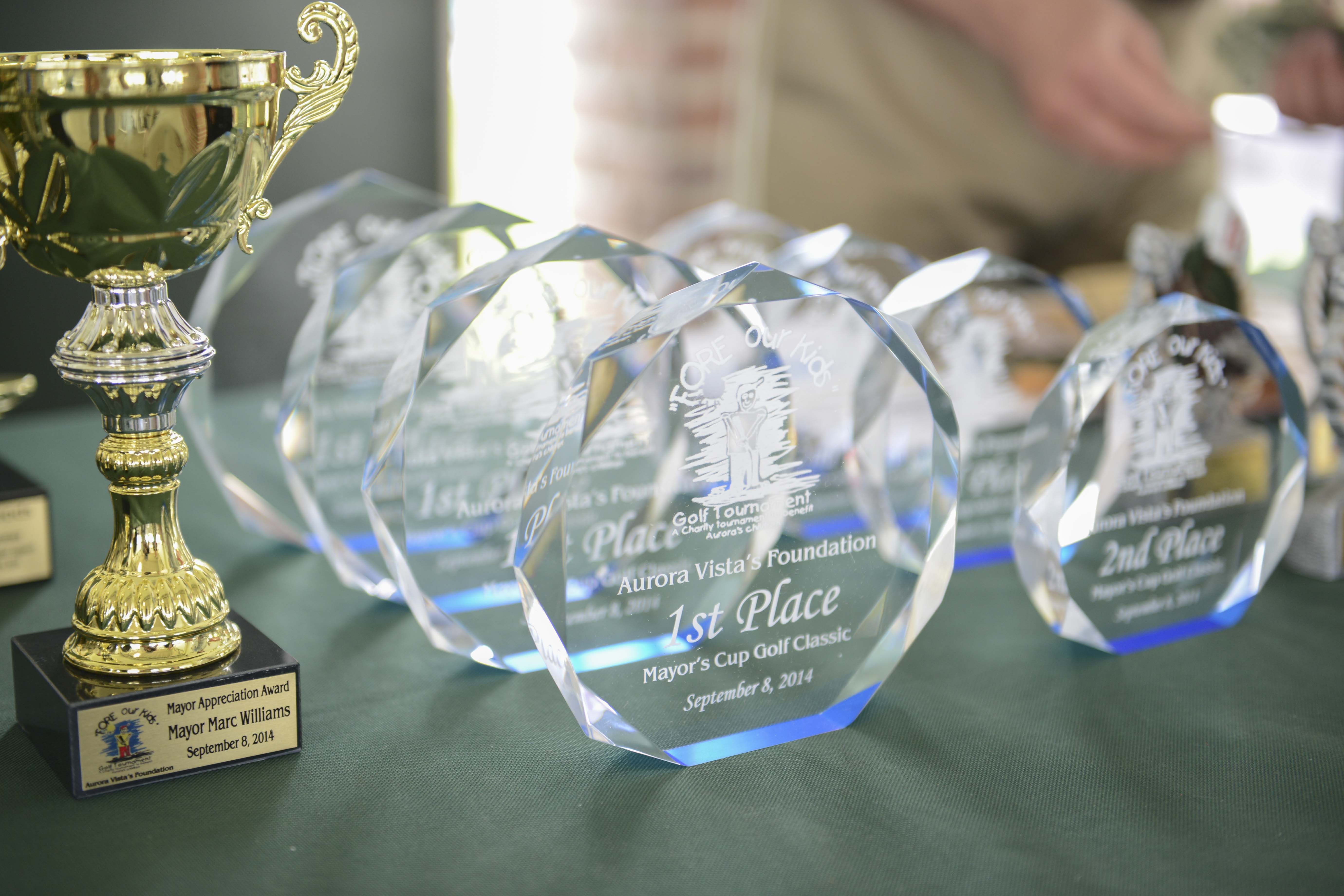 Awards were given to the two teams with the lowest scores