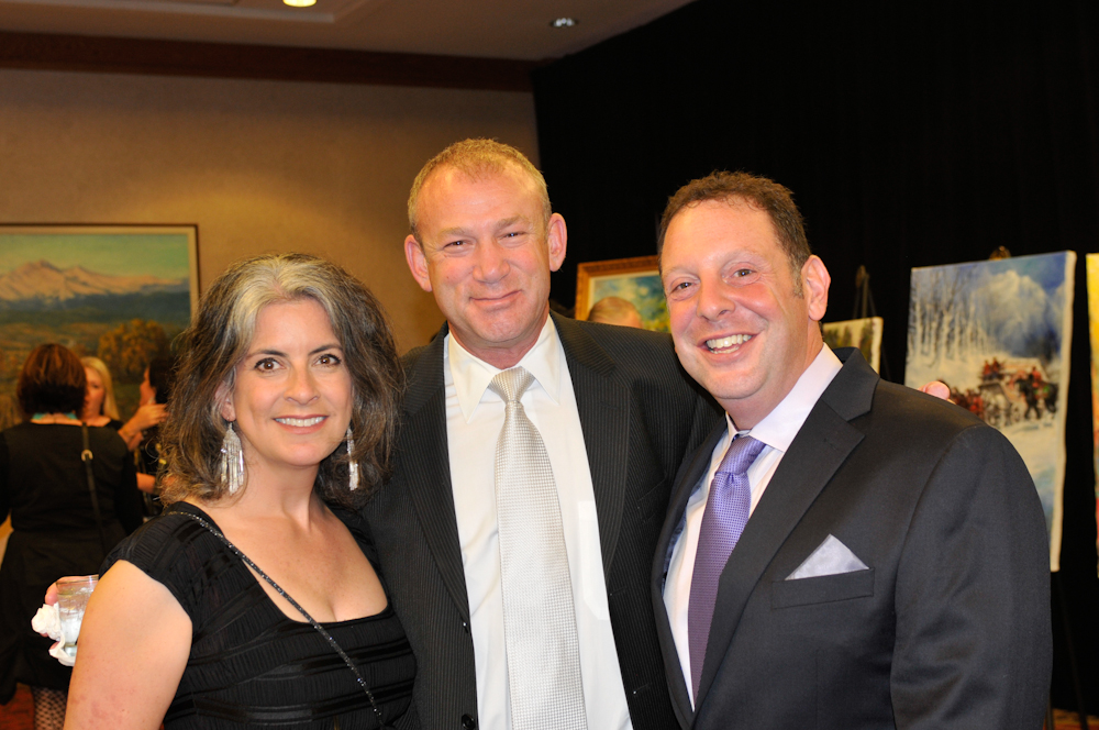 Sue and Doug Seserman, left, with Carl Rossow