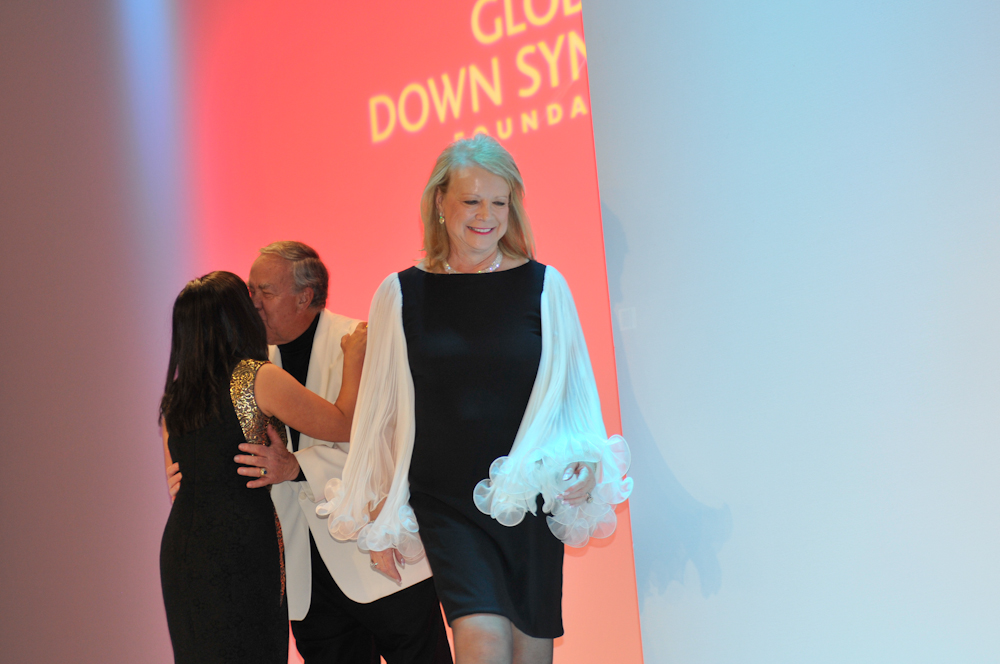 Sharon Magness Blake and Ernie Blake are welcomed by Michelle Sie Whitten