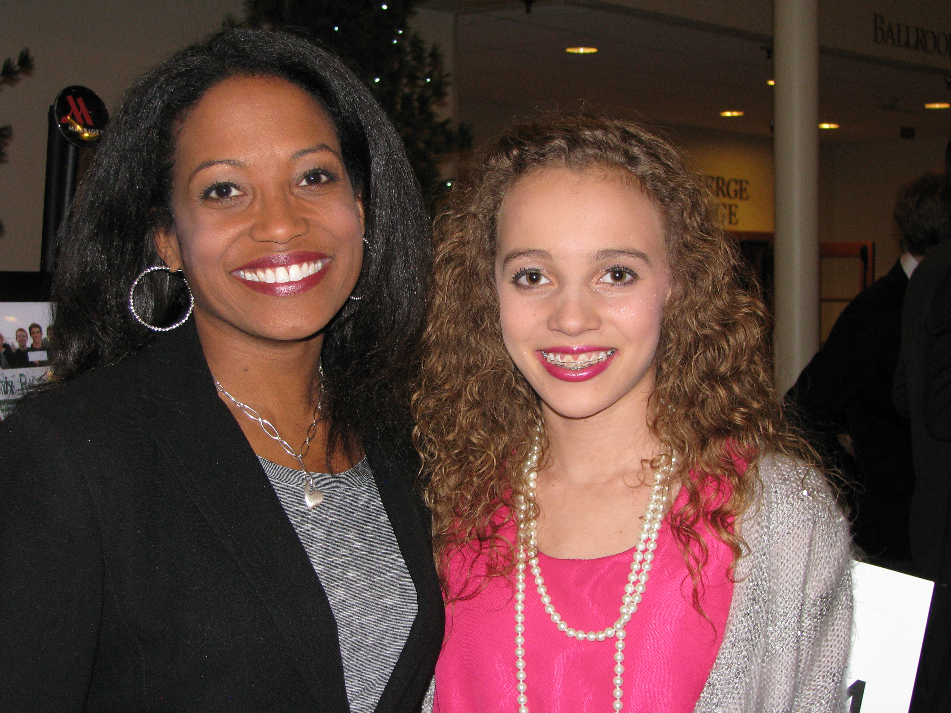 Gorgeous smiles: Angela and Keeli Finan