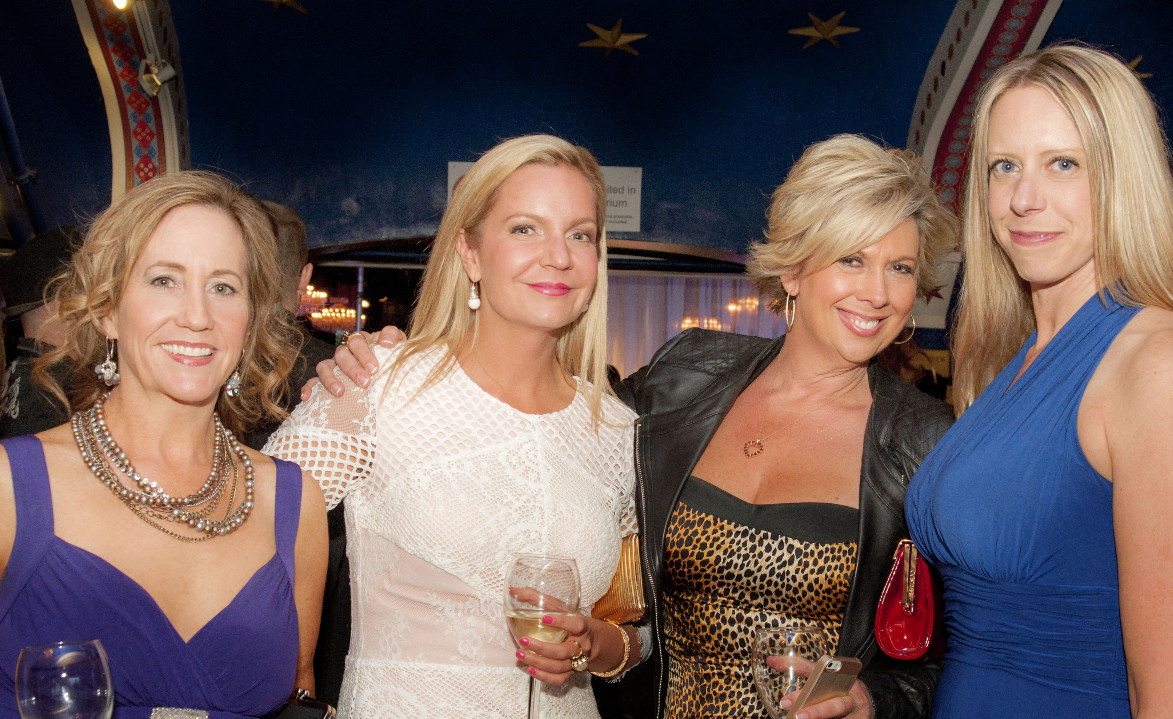 Laura Dean, Sabrina Zunker, Elaine Williams, Kim Gallman