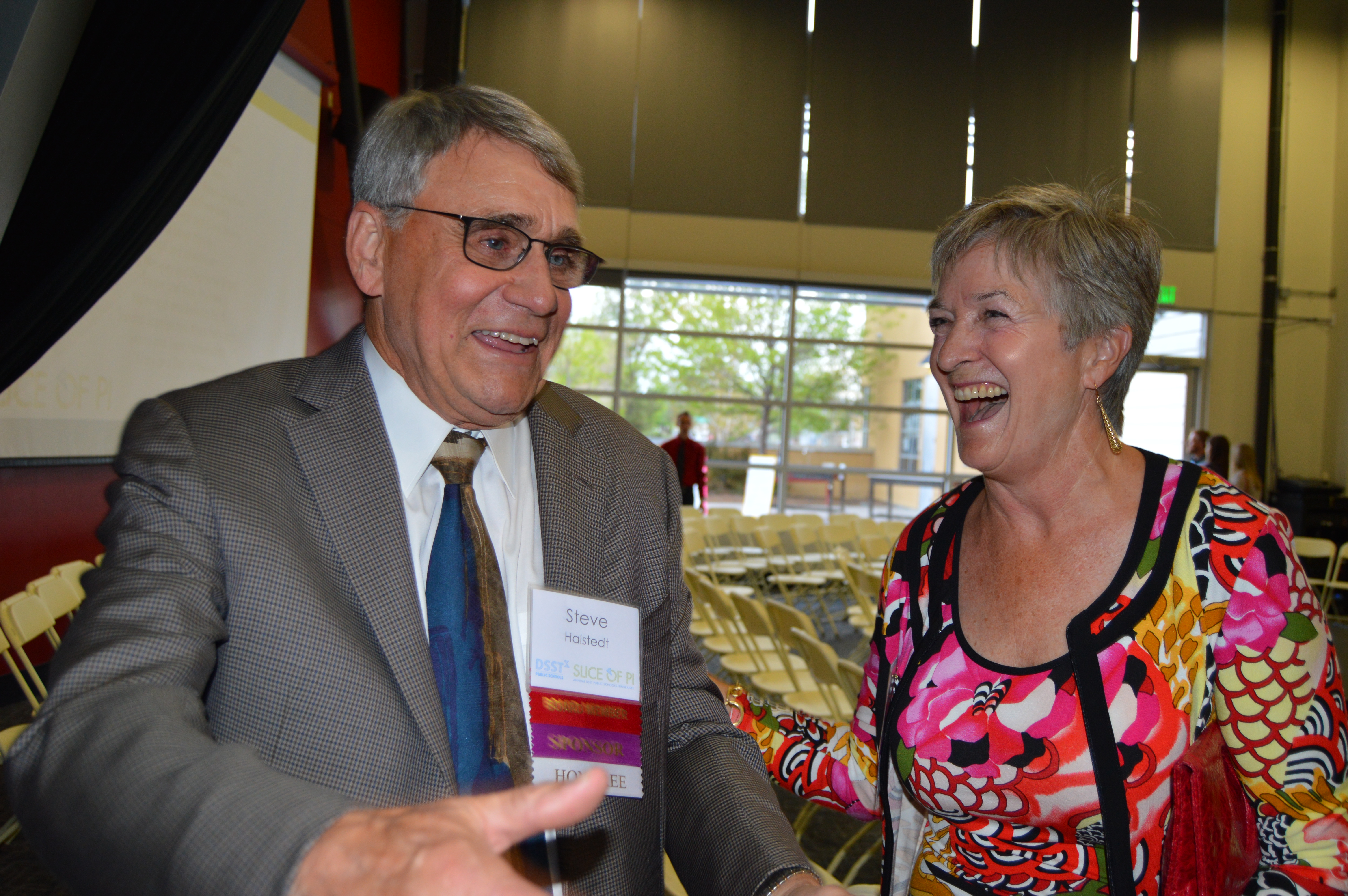 Even honorees Steve and Susan Halstedt share a laugh.