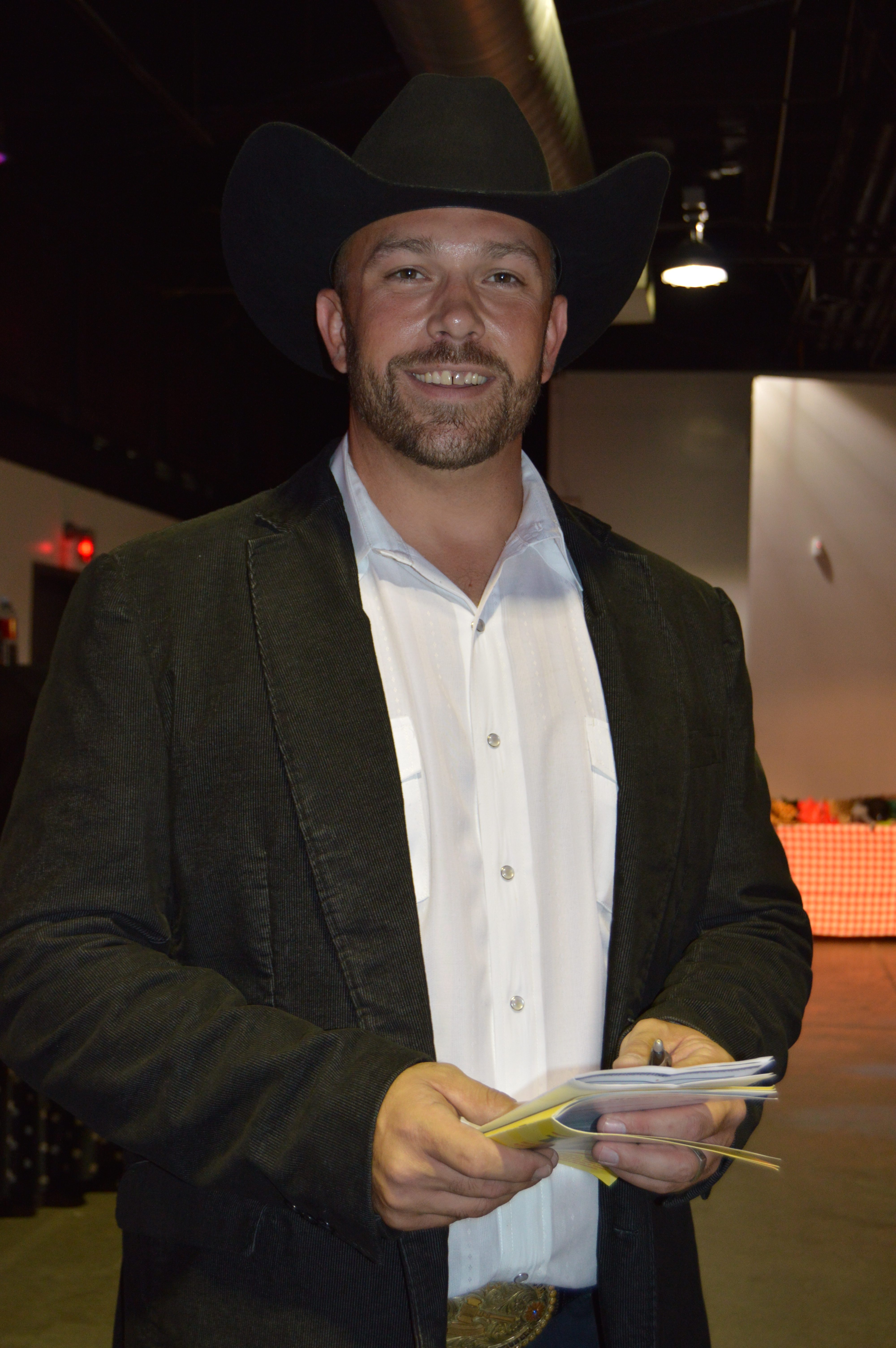 Auctioneer Sean Allen
