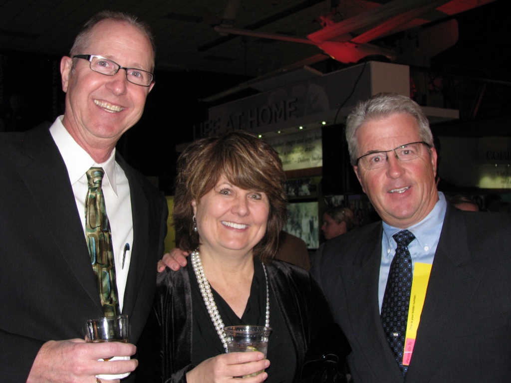 Dan Dahlberg, left, with Kathleen Butler and Dr. Thomas Nyvold