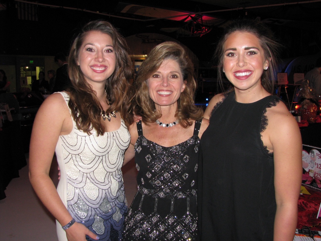 Three beautiful ladies: Andrea, Laura and Danielle Fitch