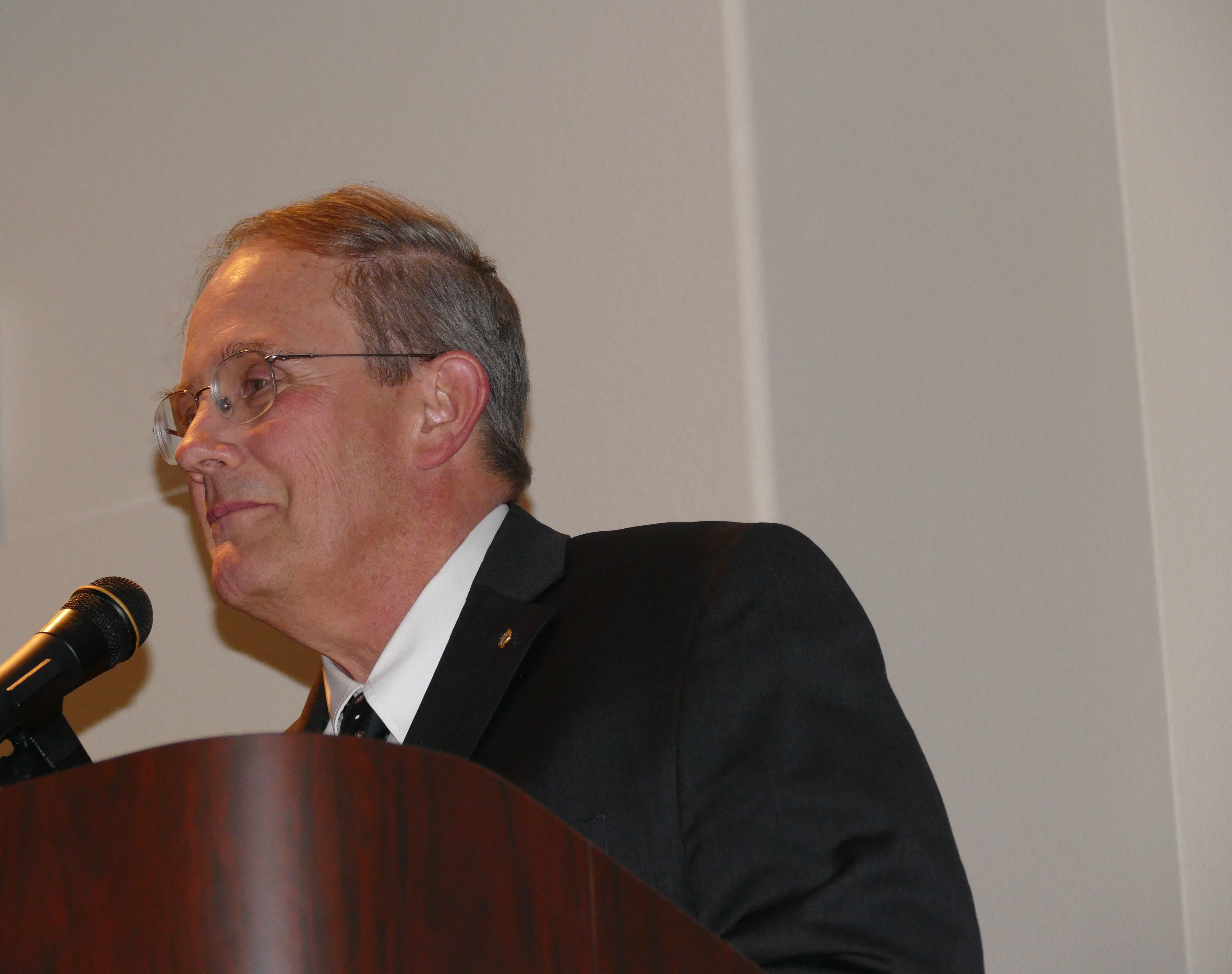 Dr. Rick Calhoun introduces the Montgomerys