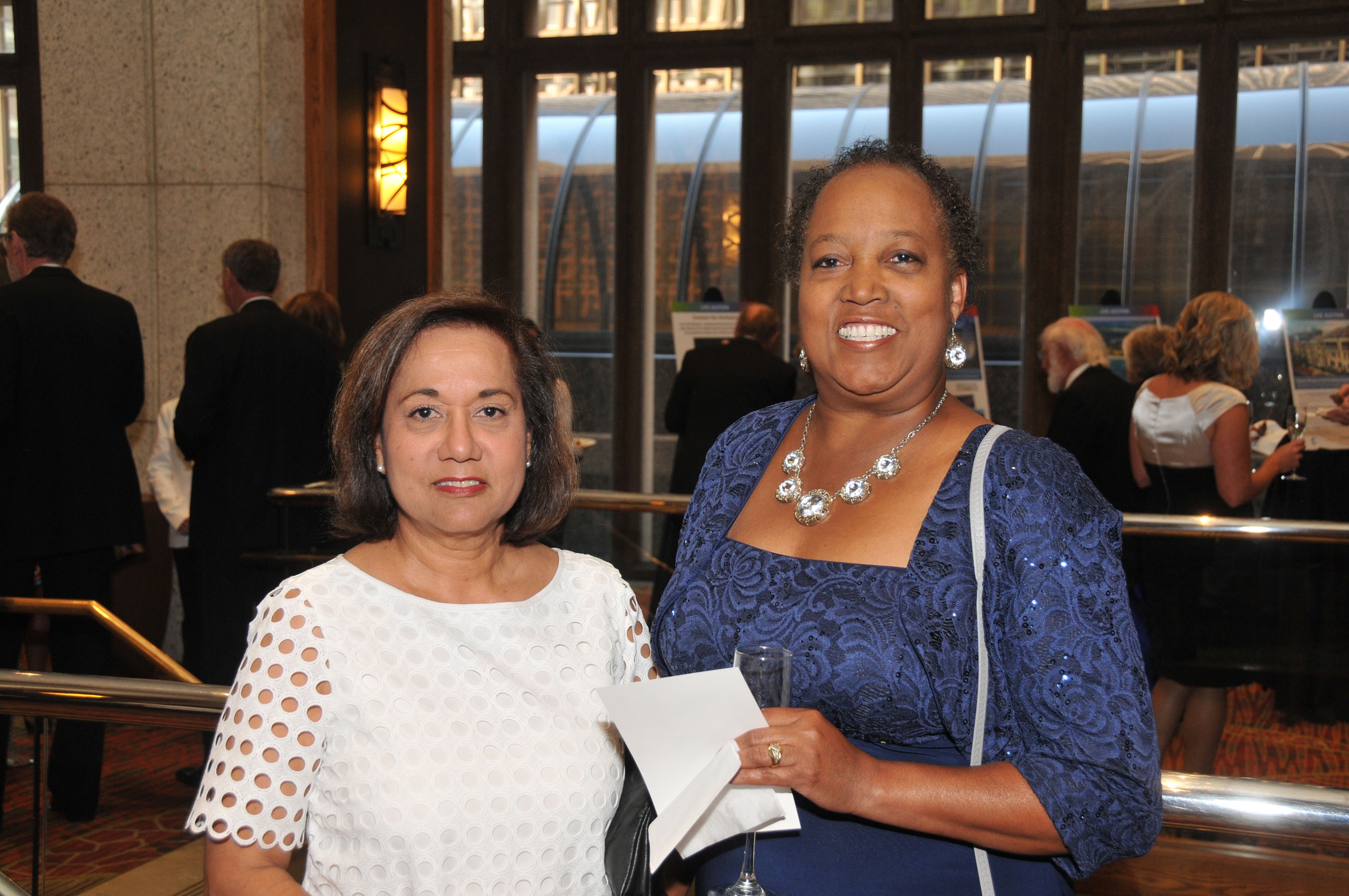 Pat Reel, Cynthia Watson