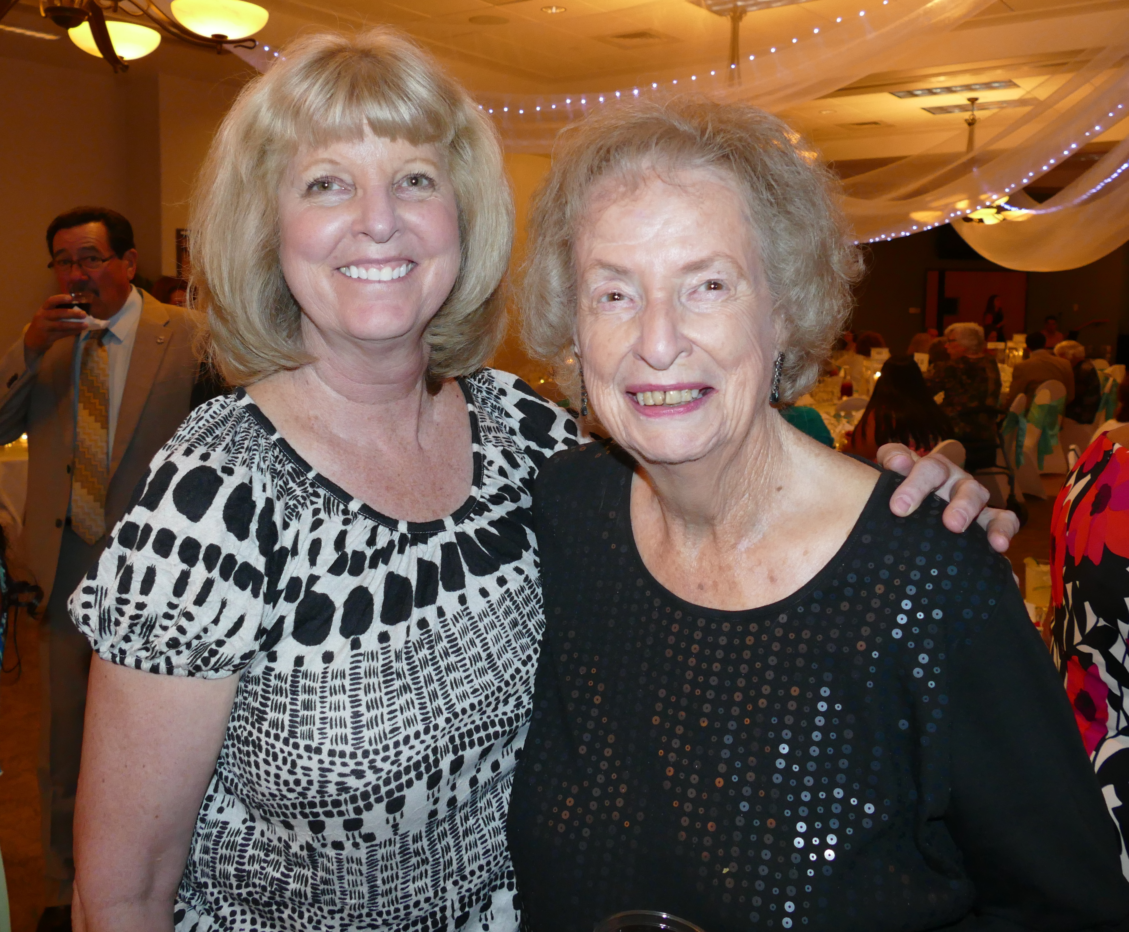 Shirley Cline, left,, Eve Papish