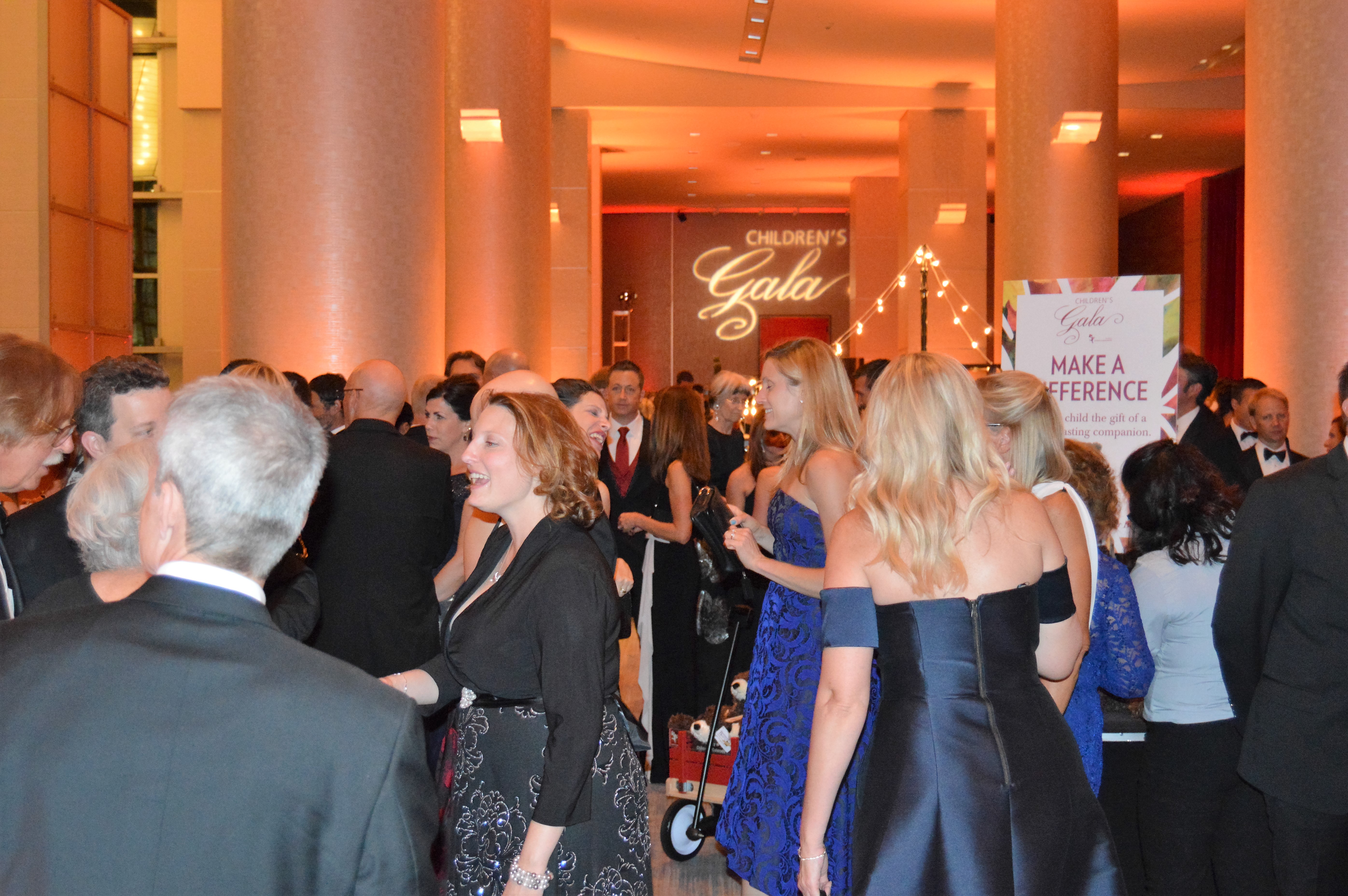 The post-dinner reception featured coffee, after-dinner beverages and ...