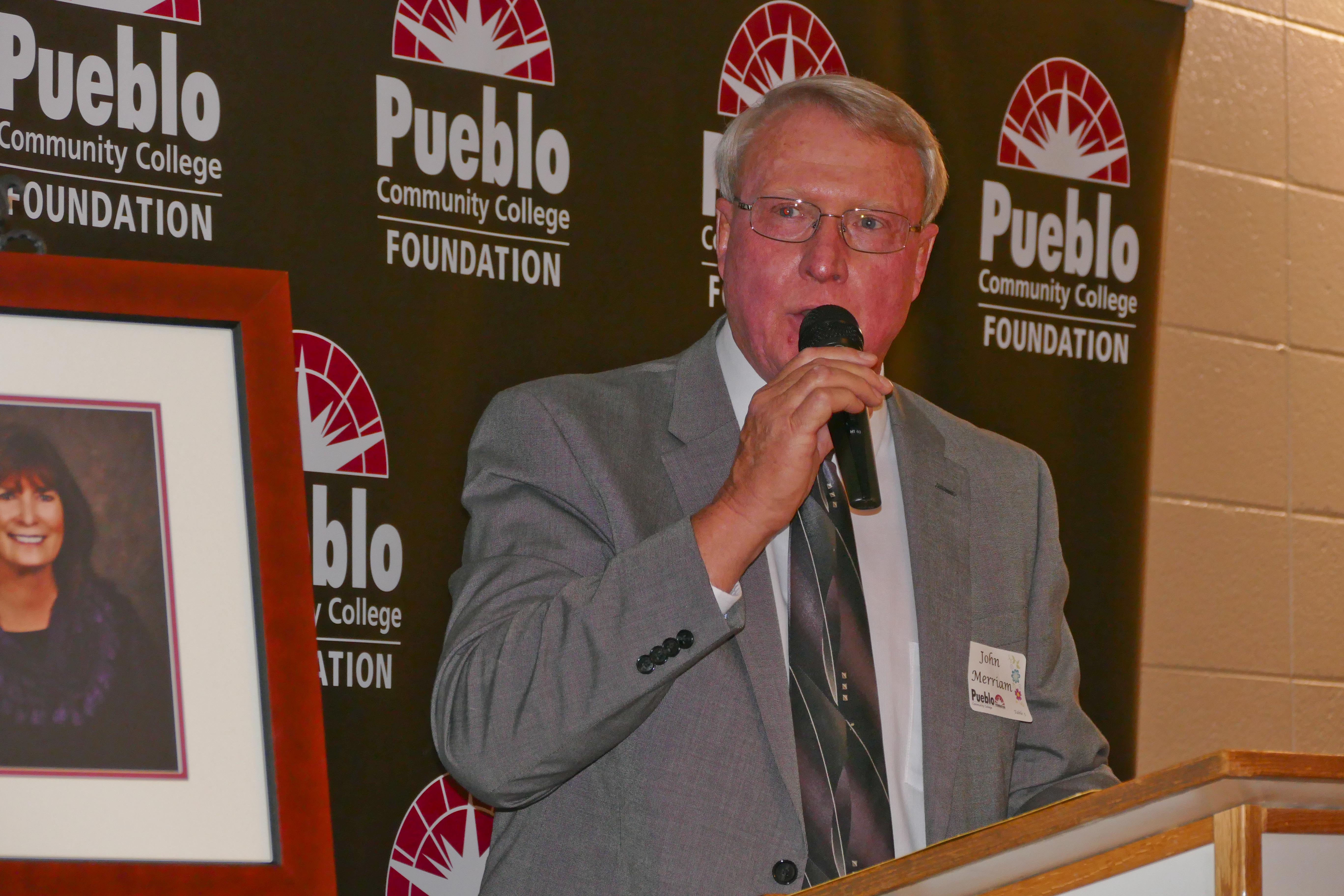 John Merriam, 2012 HOF inductee, introduces 2017 inductee Rich Burleson