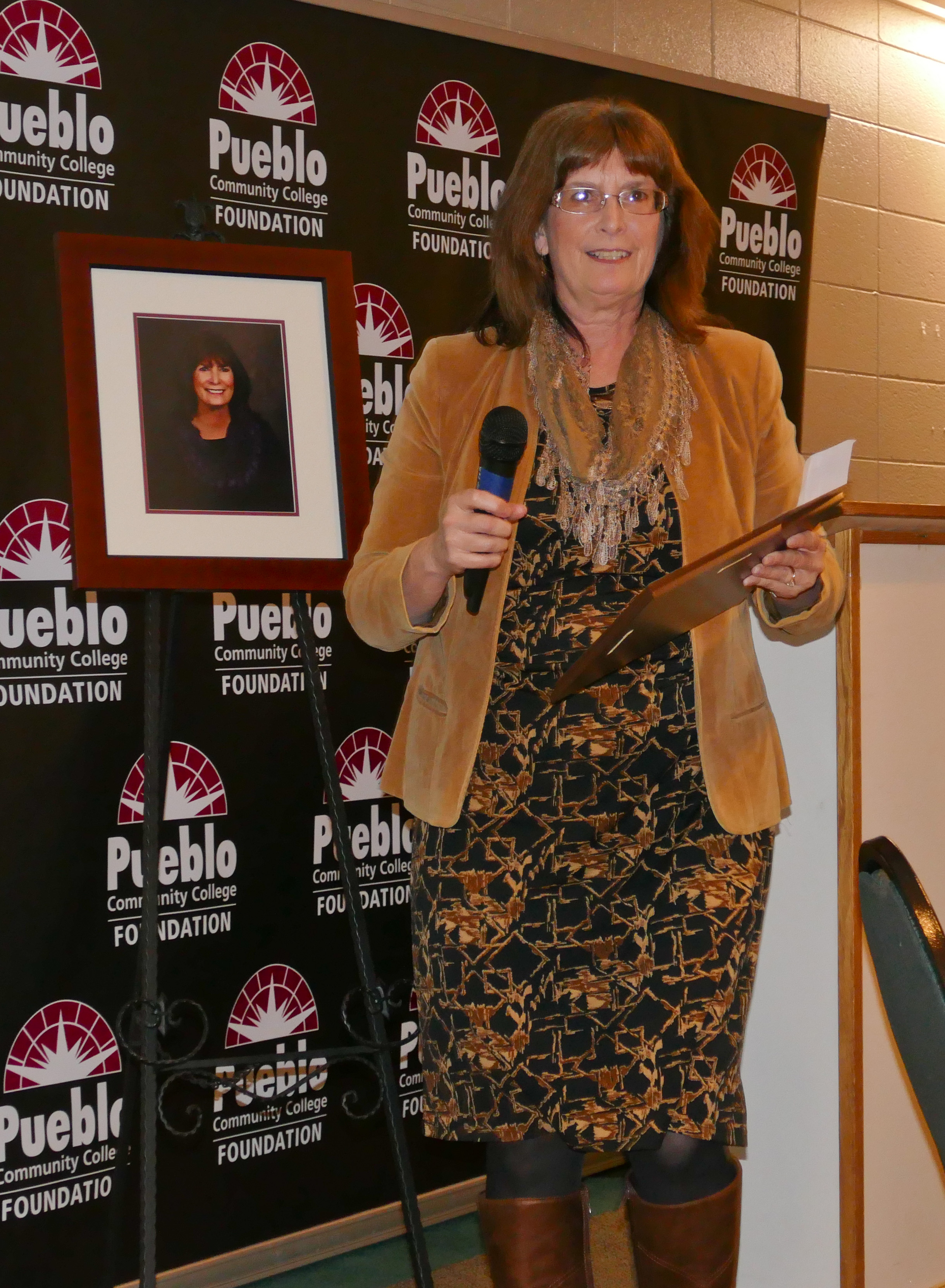 2017 inductee Judy Lohnes says a few words