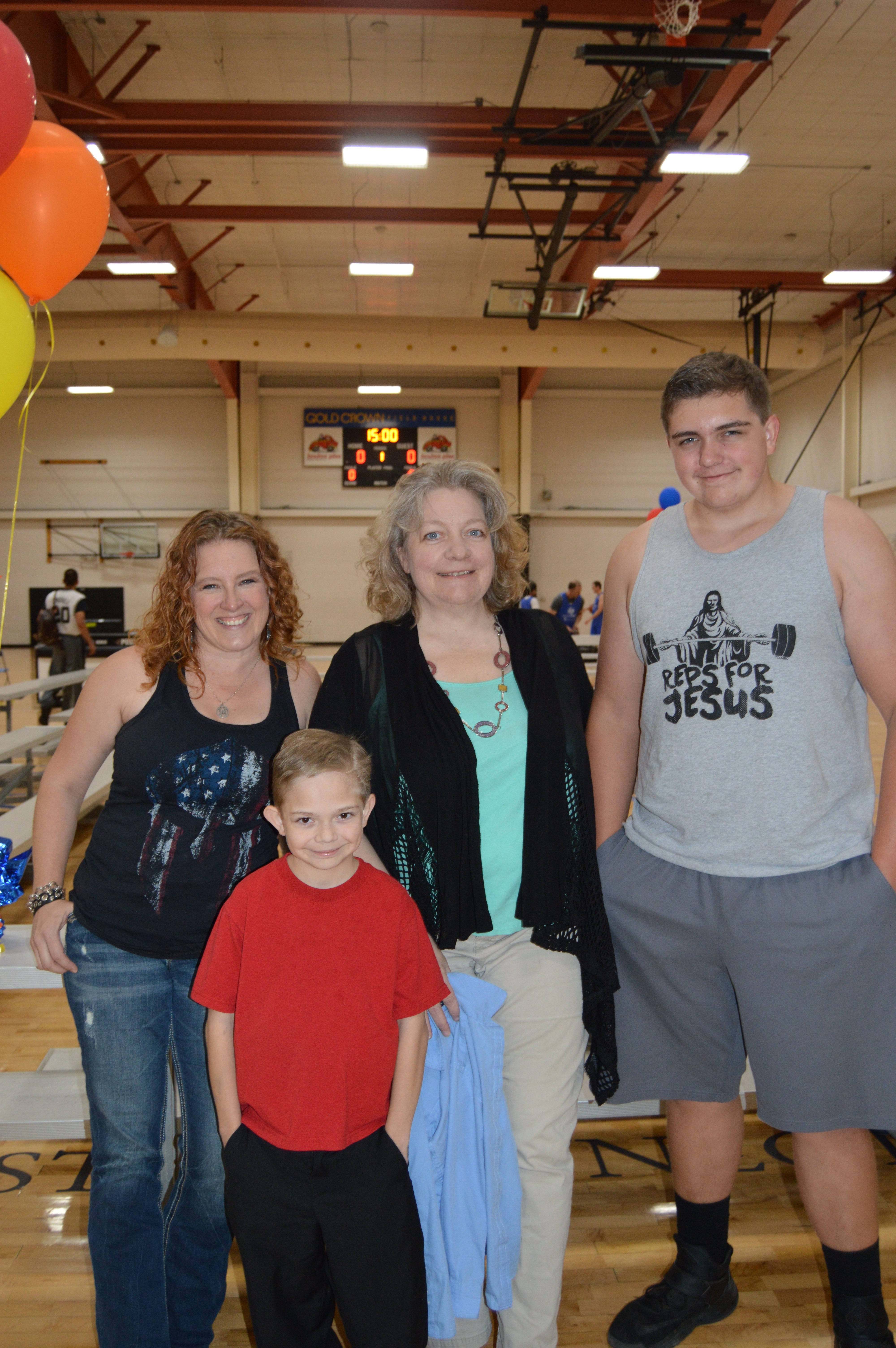 Children's Hospital ambassador Joe Wren, with (l to r): Angela Hawkins ...