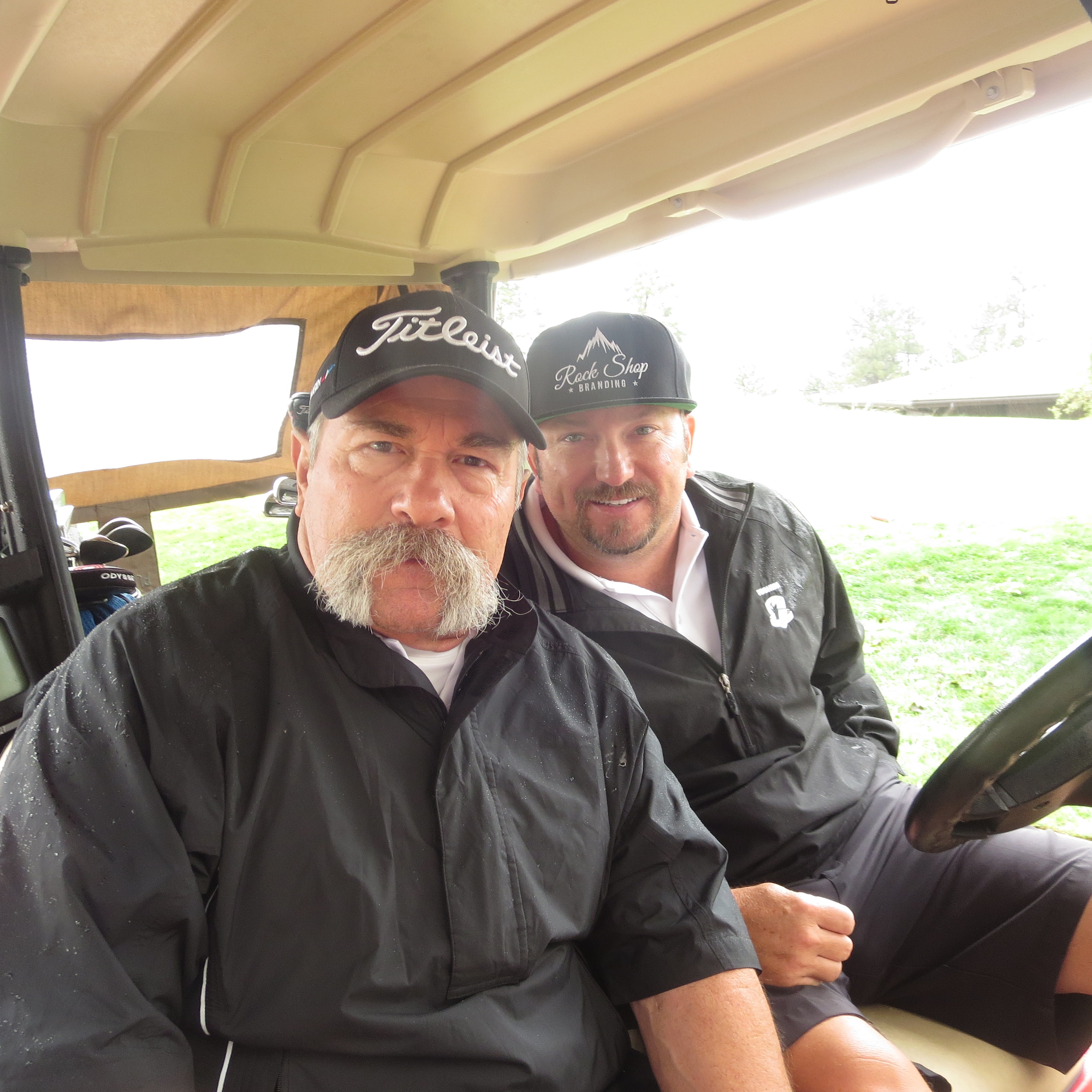 Larry Malekow, Jonas Ulrich