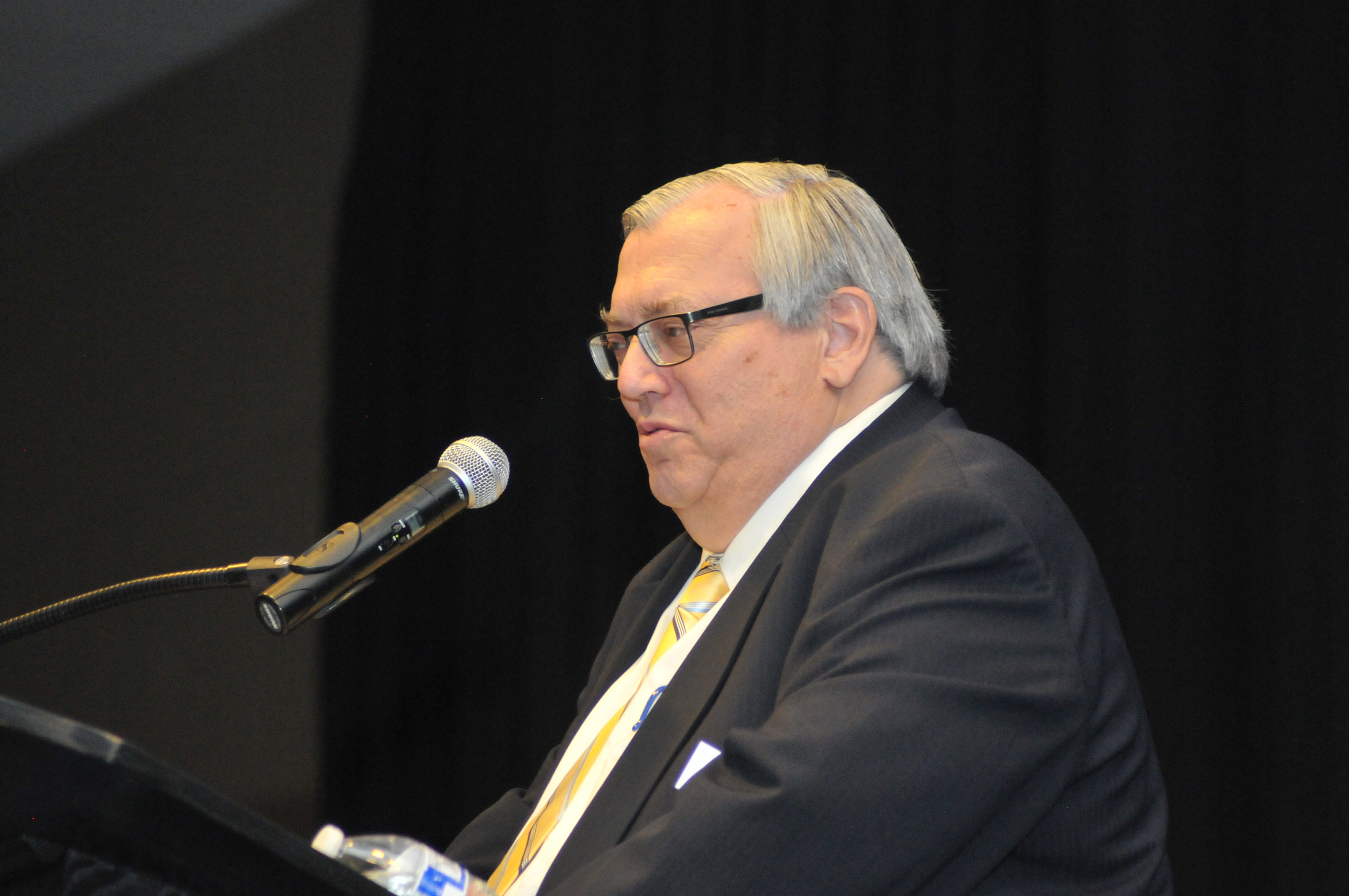 AuMHC CEO Randy Stith thanked boardmembers, staff and sponsors