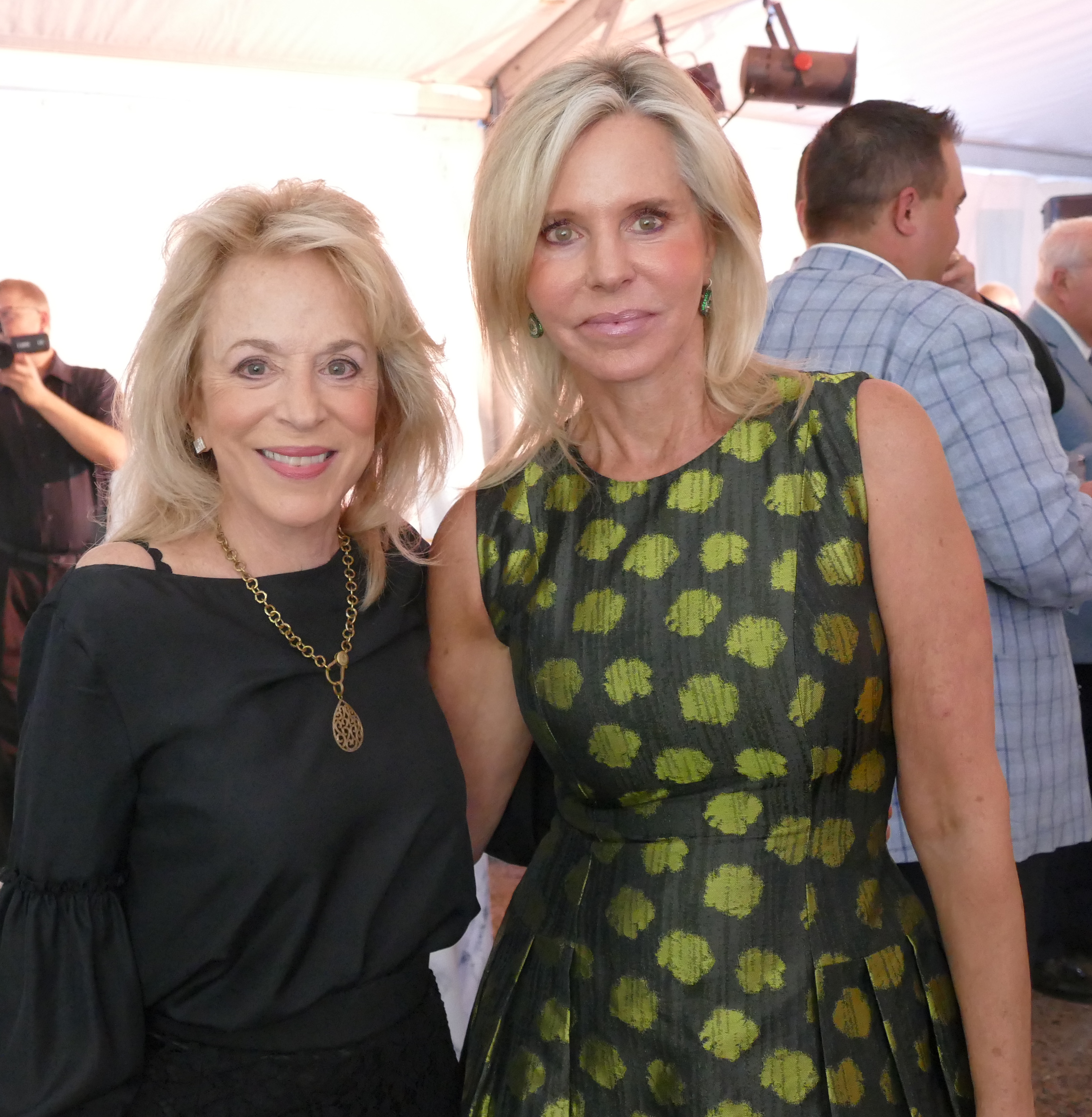 Sisters Ricki Rest and Debbi Alpert