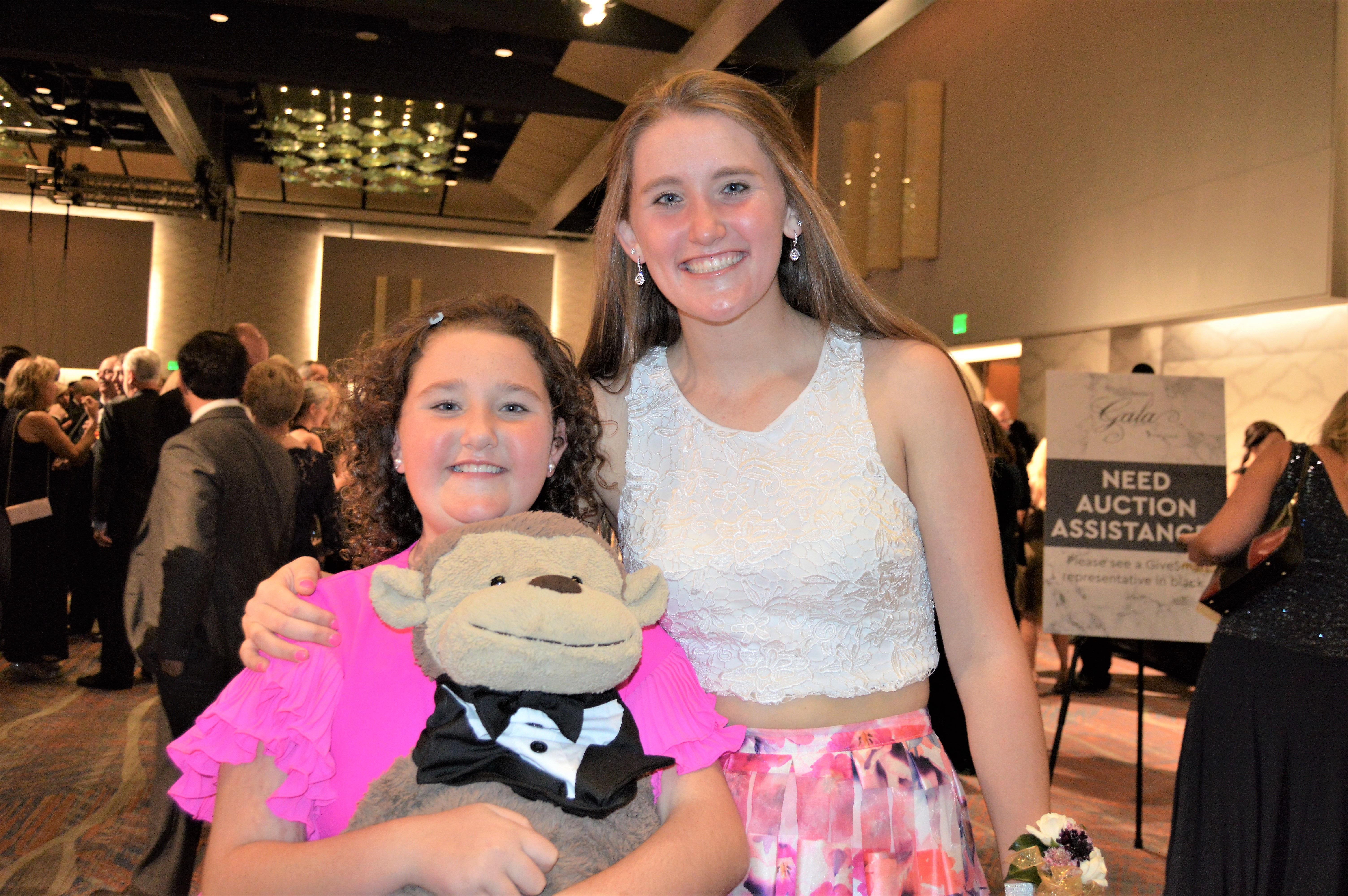 Children's Colorado Ambassador Maya, with "Dave" and sister Marley ...