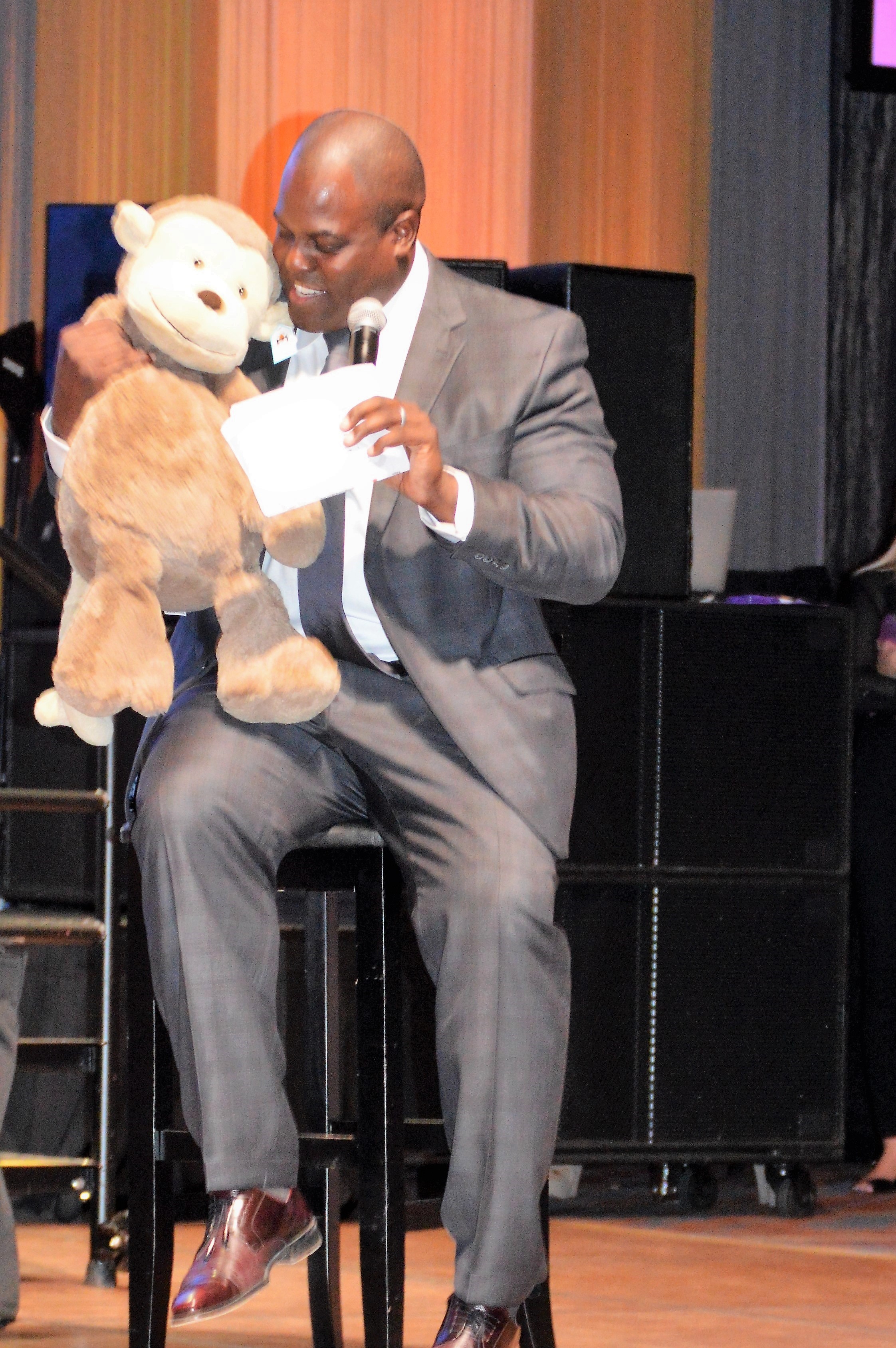 Reggie Rivers and a "Dave" replica