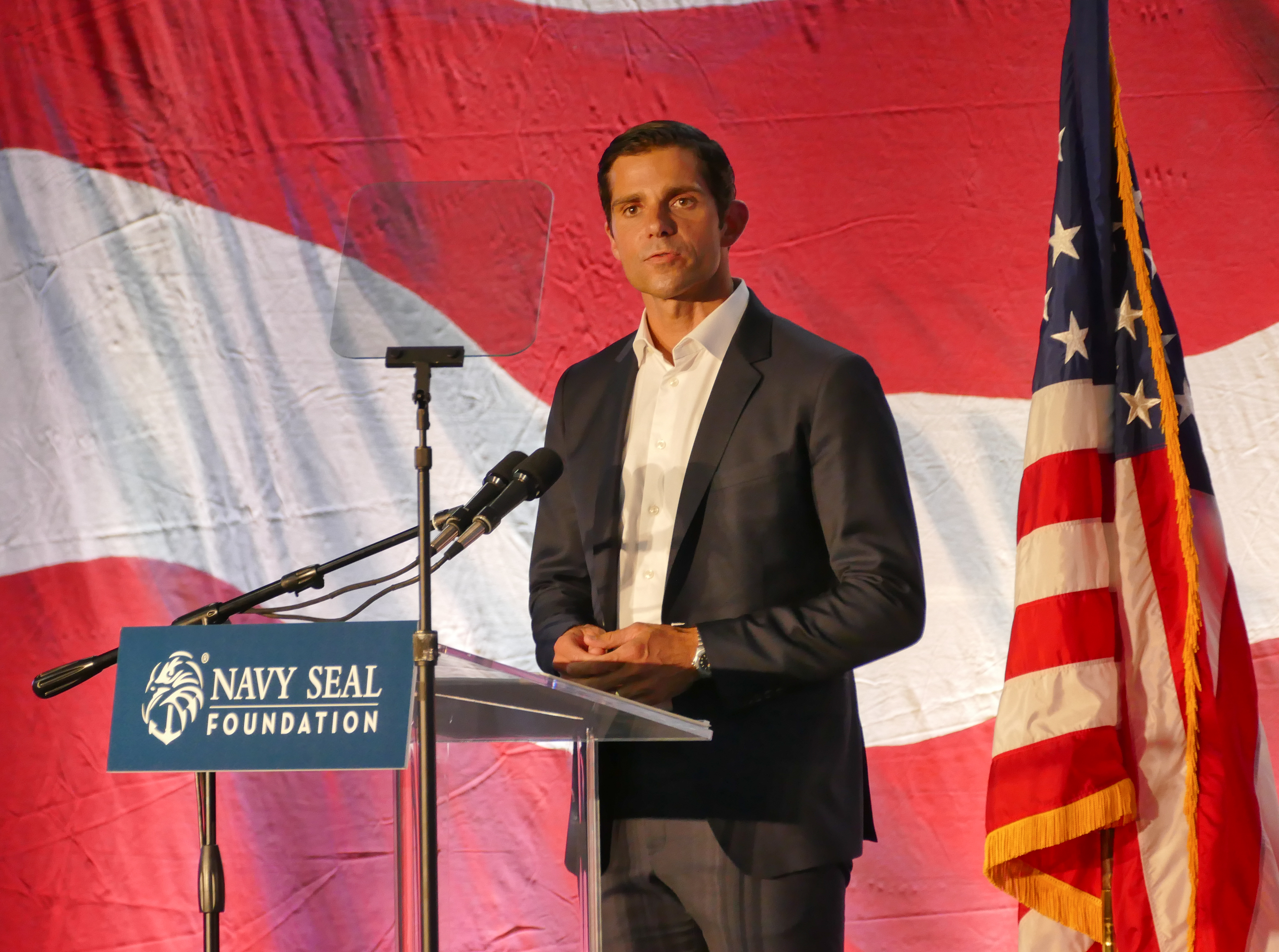 Host committee Co-Chair Matt Flavin introduces the keynote speaker