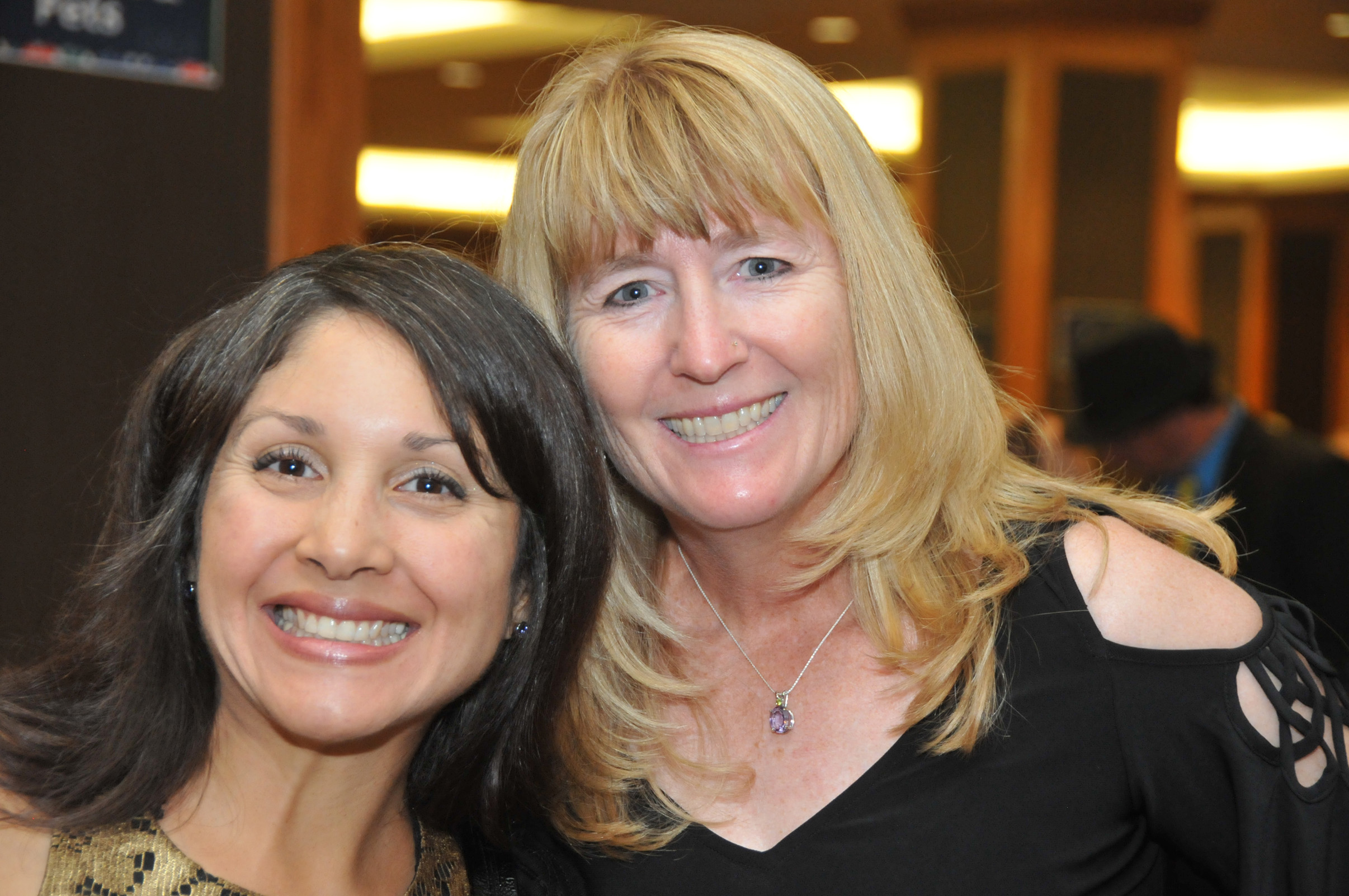 Dulce Warren, Tami Skinner