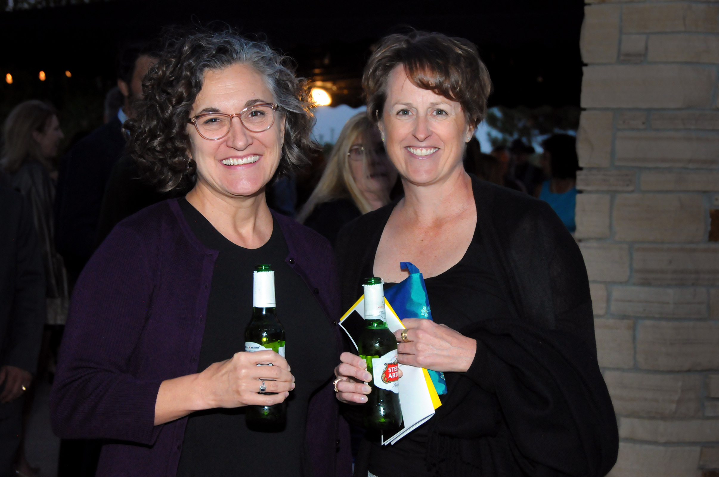 Aimee La Perriere-Hunt, Catherine Reeves