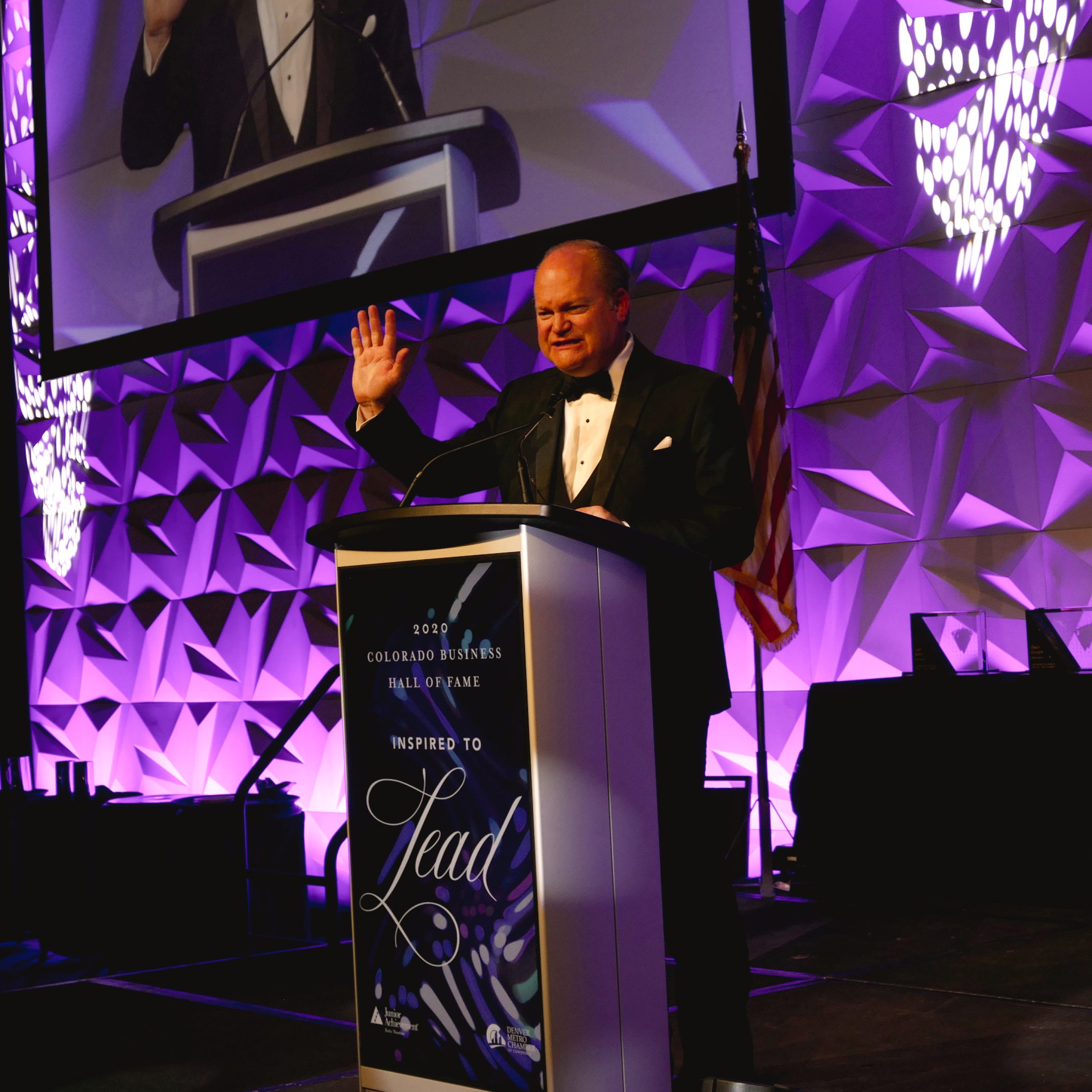 Greg Moss returned as emcee extraordinaire again this year