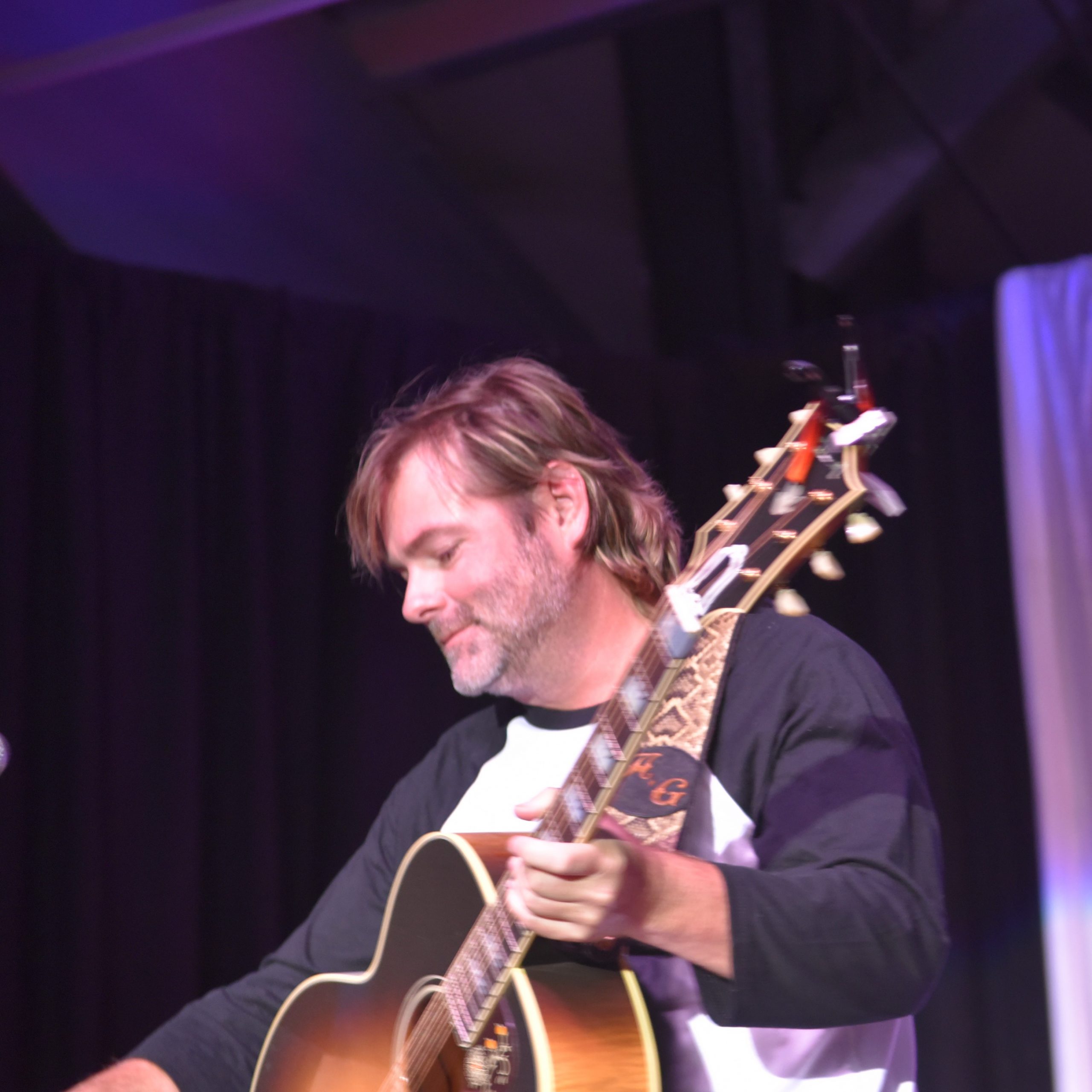 Singer/songwriter Andy Griggs