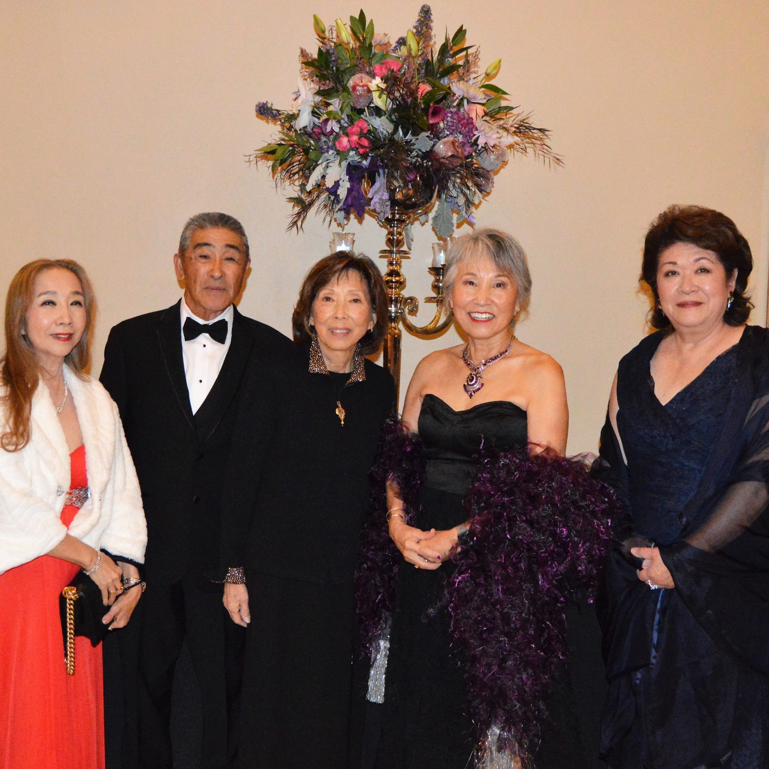 (l to r): James and Marisa Aoki, David and Taeko Yanagi, Lynda Aoki ...