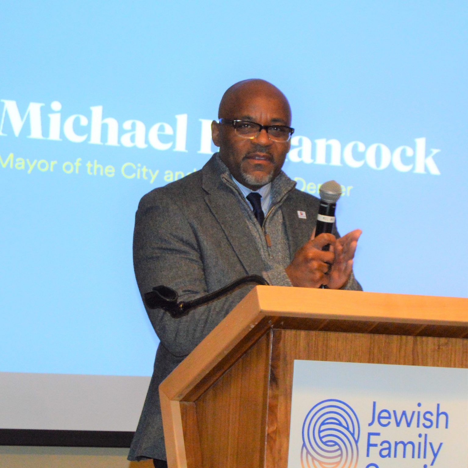 Aaron Hyatt, board chair, and Jane Rosenbaum, JFS 150th Anniversary Chair