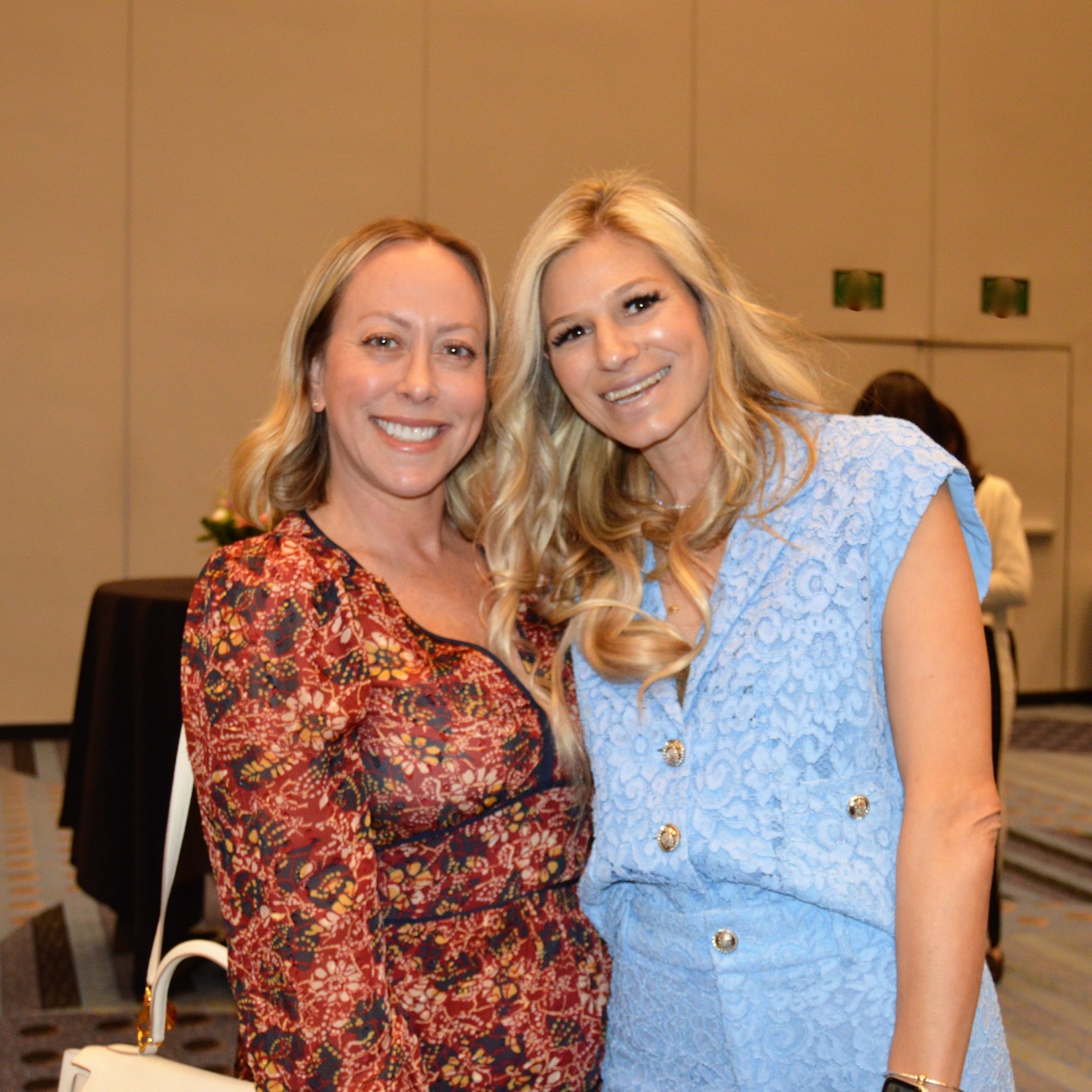 Alissa Joblon (left) and Maude Mahoney