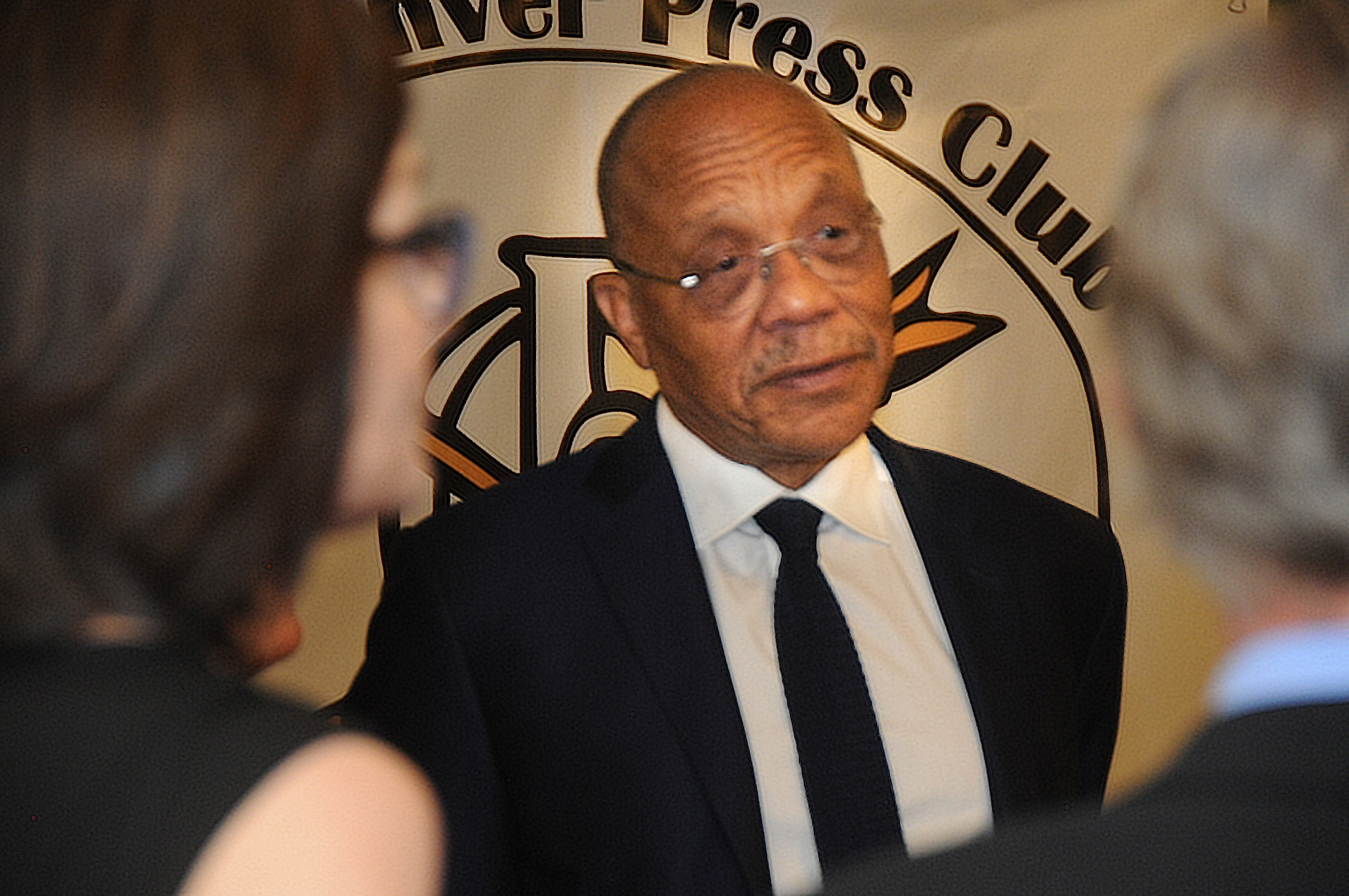 2022 Damon Runyon Award Honoree Eugene Robinson enjoyed his Denver visit