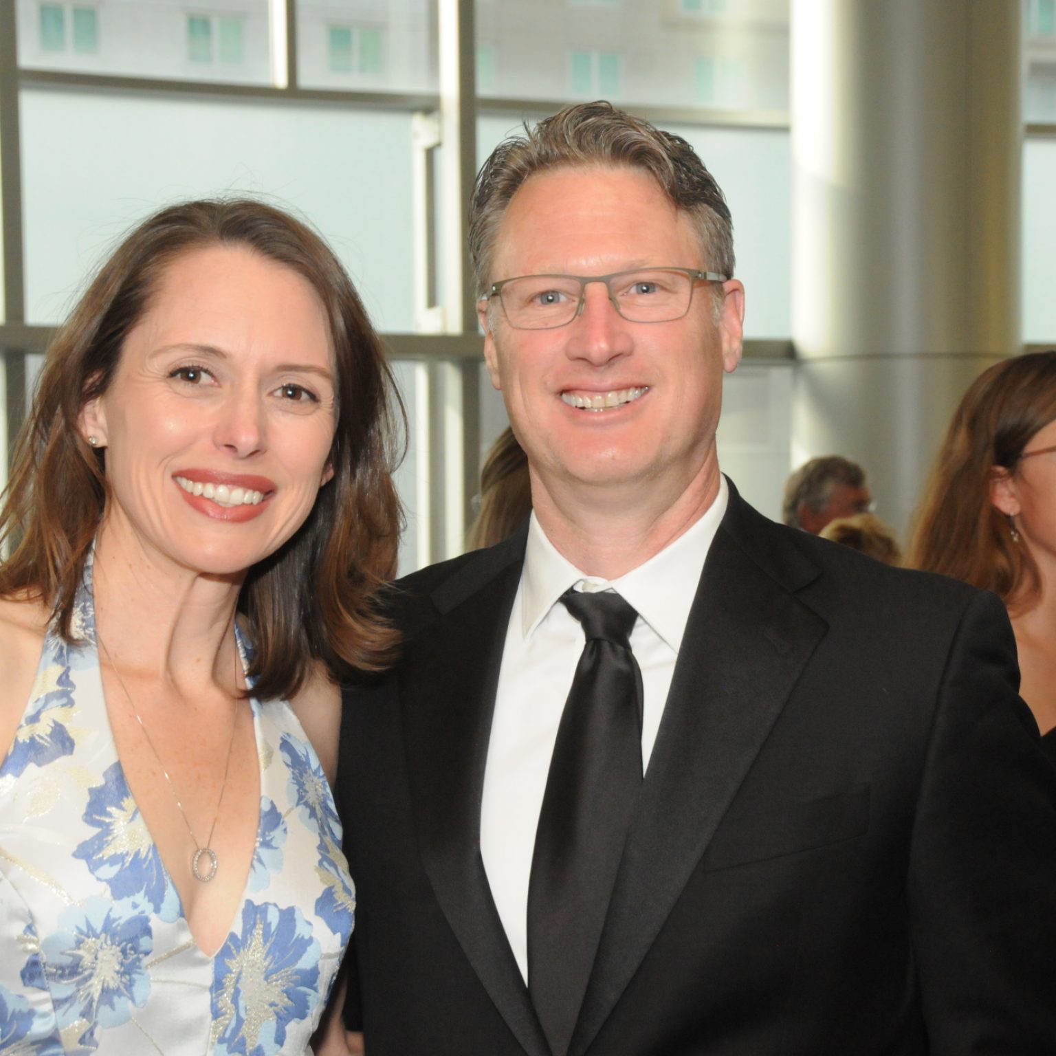 Marla Williams (center) with Barry and Arlene Barry Hirschfeld