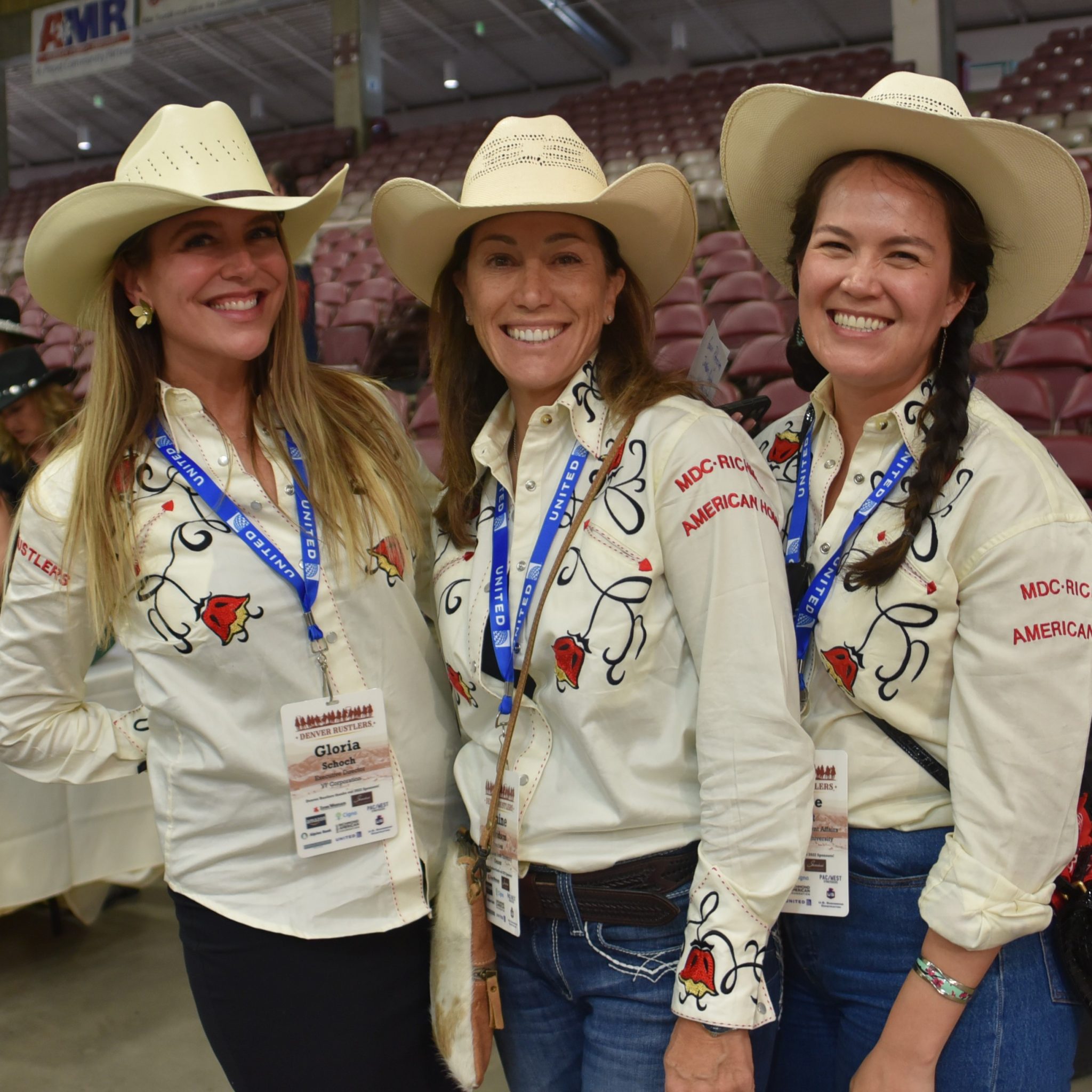 Pueblo Mayor Nick Gradisar and Martha Simmons chat with Wellington Webb