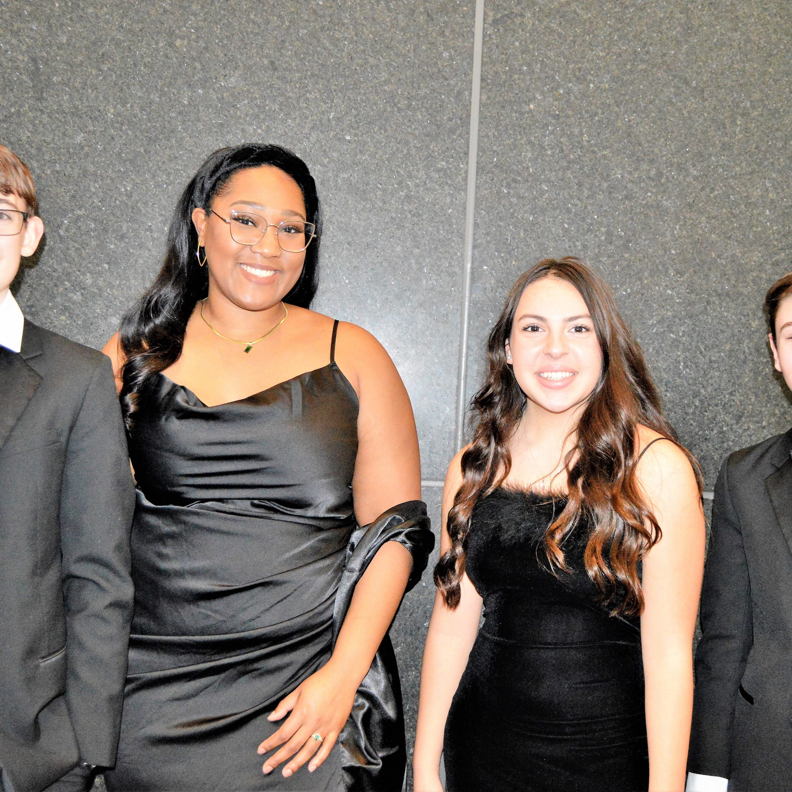 (l to r) Adin Robinett, Candace Thomas, Olivia Carson, Madison Bobo