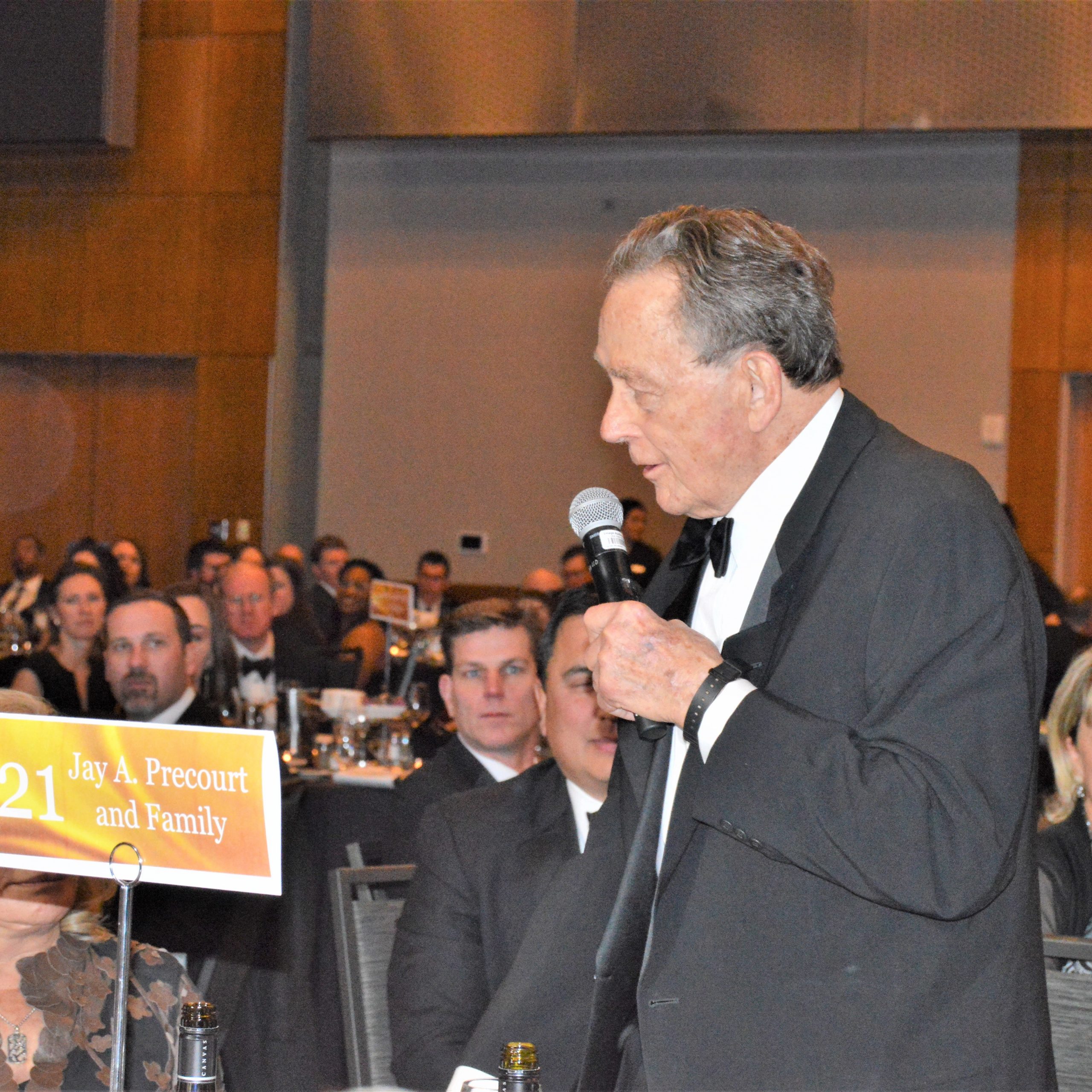 2023 HOF inductee Jay Anthony Precourt speaks to the crowd.