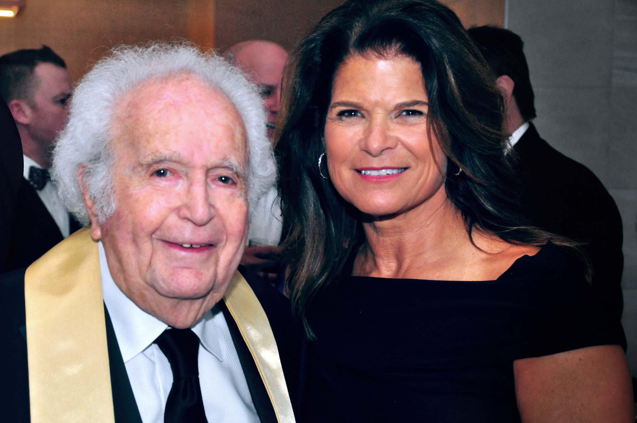 Eddie Robinson, Renee Zentz