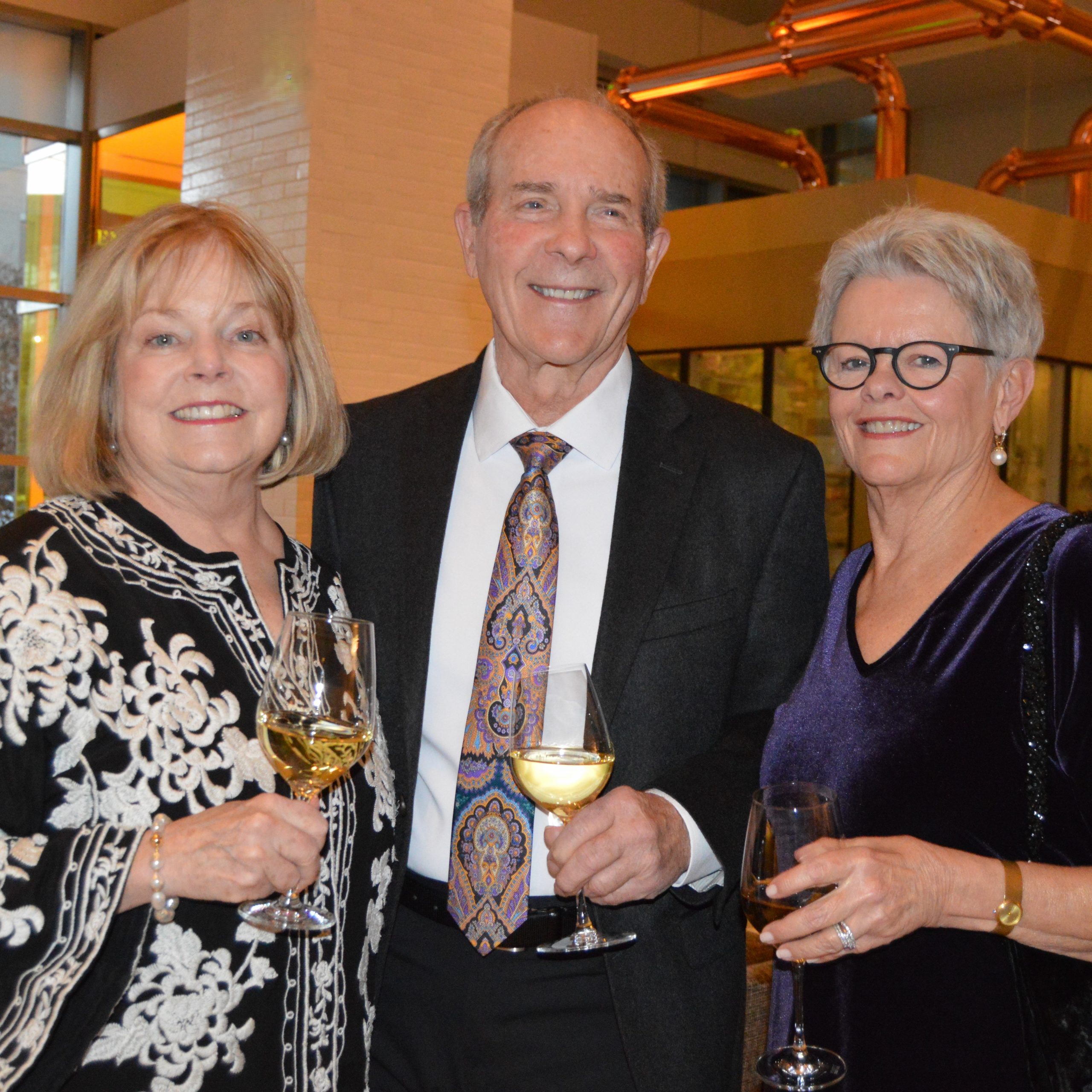 Sharon and Jerry Linhart (left), with Molly Broenen